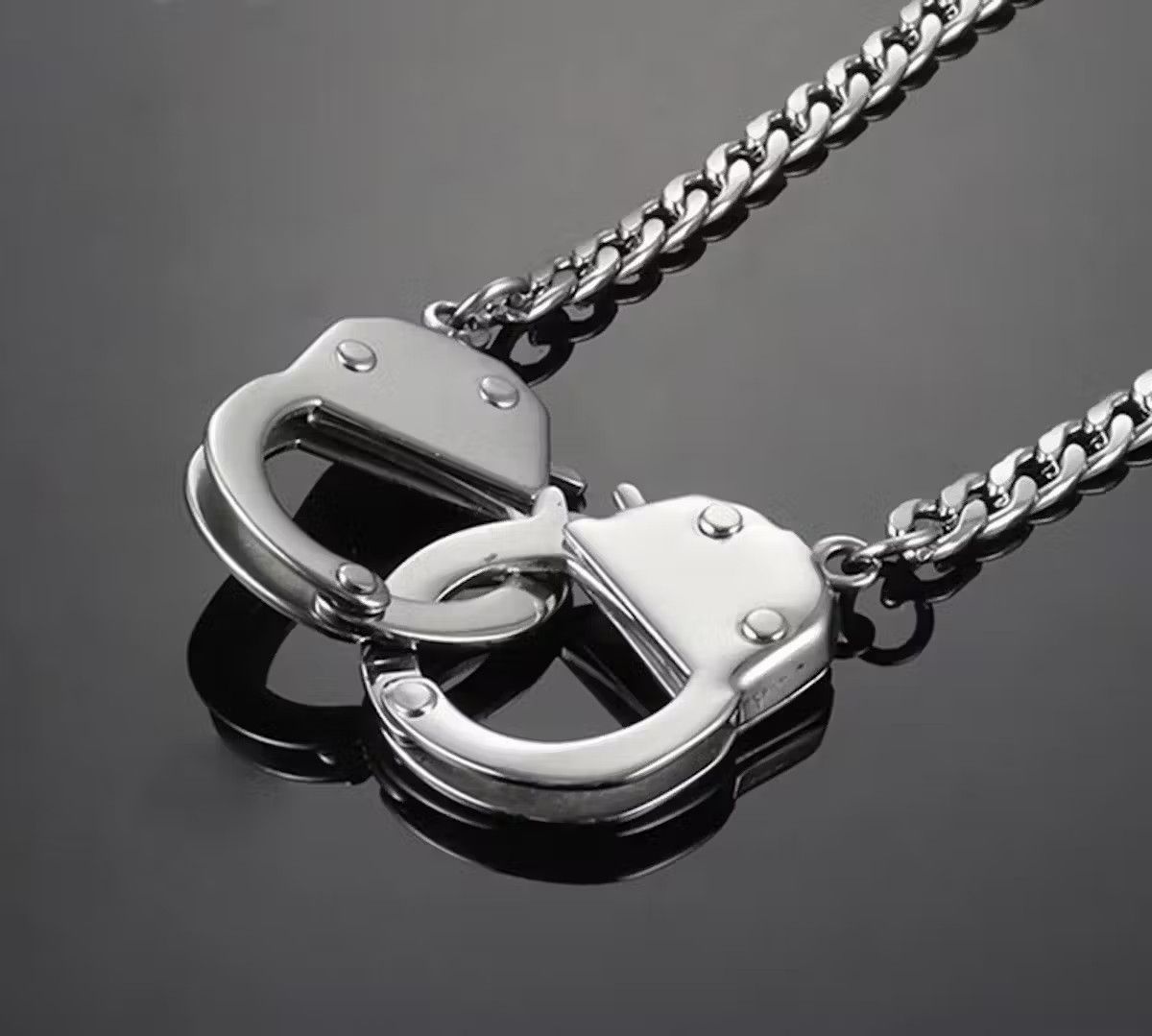Chain × Jewelry × Streetwear Handcuffs Chain Necklace Anarchy Punk Rock ...