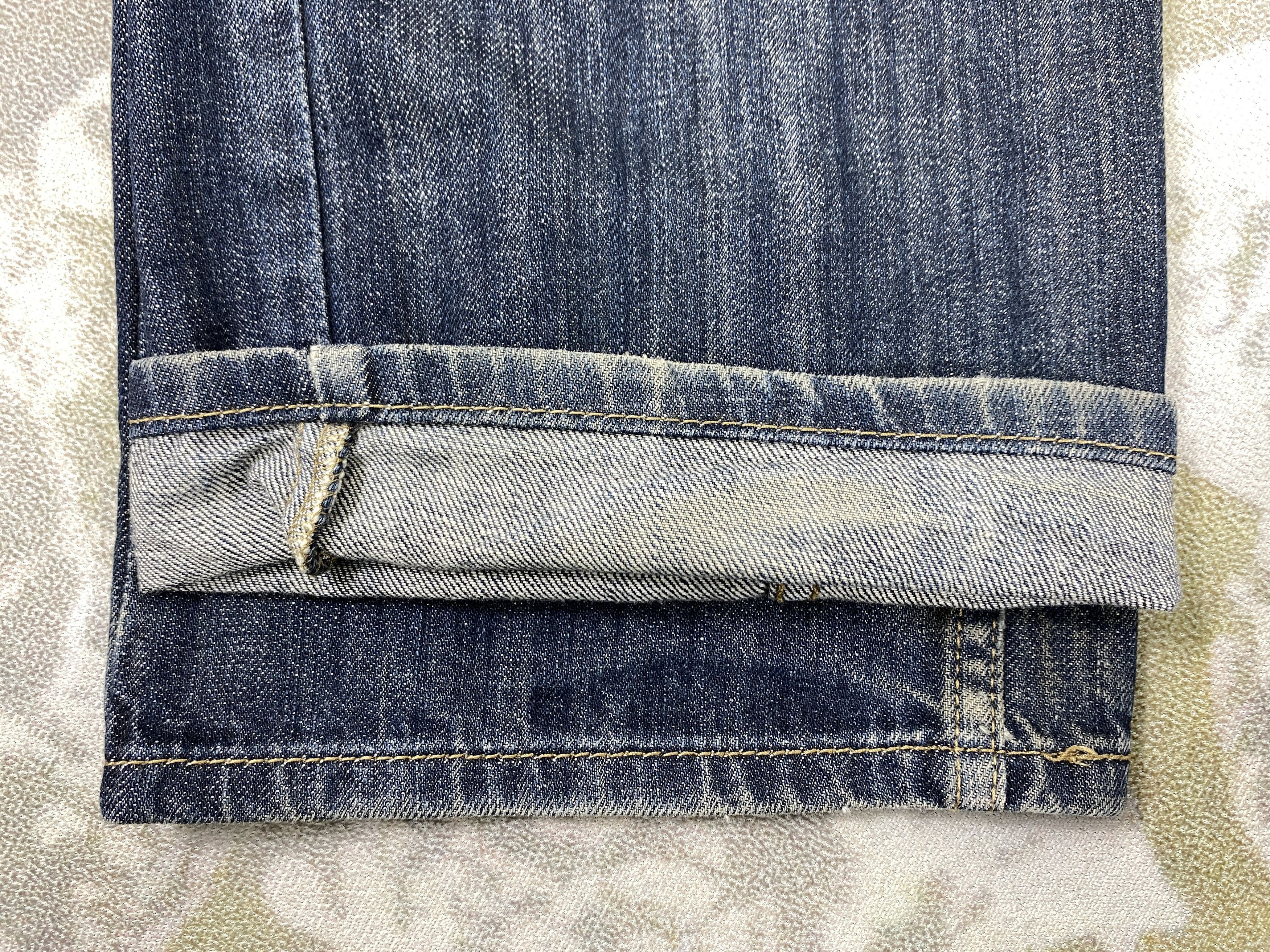 Distressed Denim × Levi's × Vintage Vintage Levi's 559 Distressed Denim ...