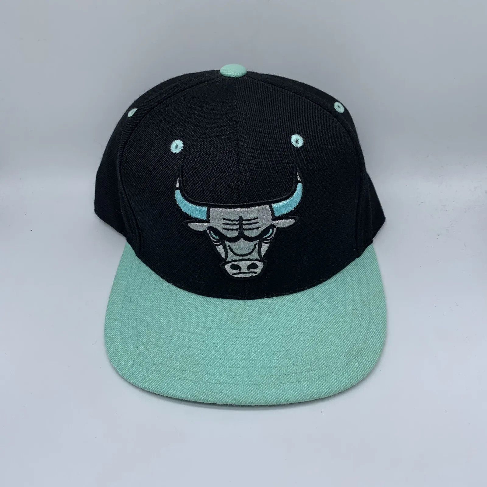 Mitchell & Ness Chicago Bulls Igloo Hat Snapback CapMichael Jordan ...