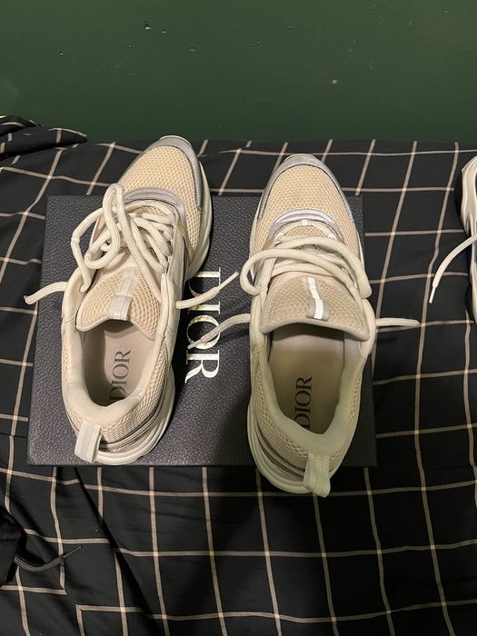 Dior Dior B22 Beige White size 46 | Grailed