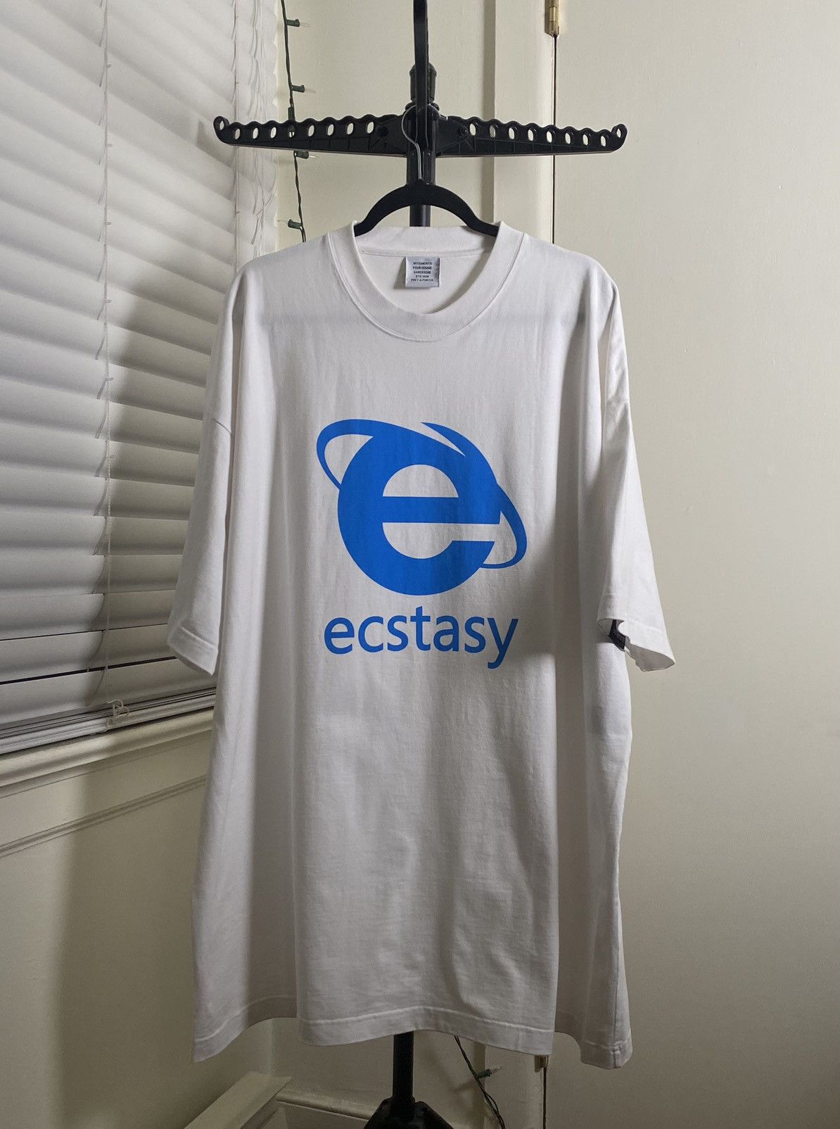Vetements Runway SS20 Vetements Ecstasy Shirt | Grailed