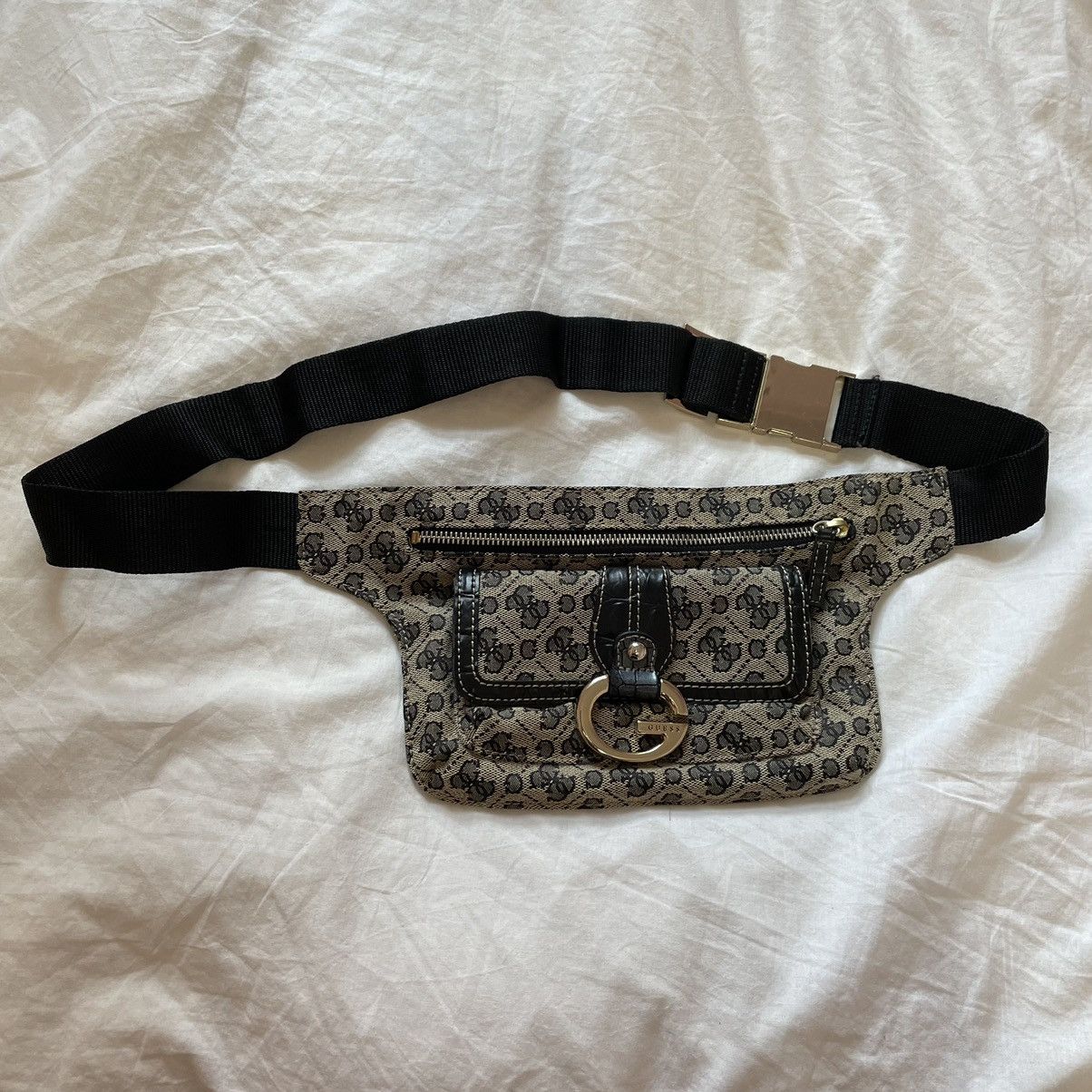 Vintage Vintage Guess Fanny Pack | Grailed