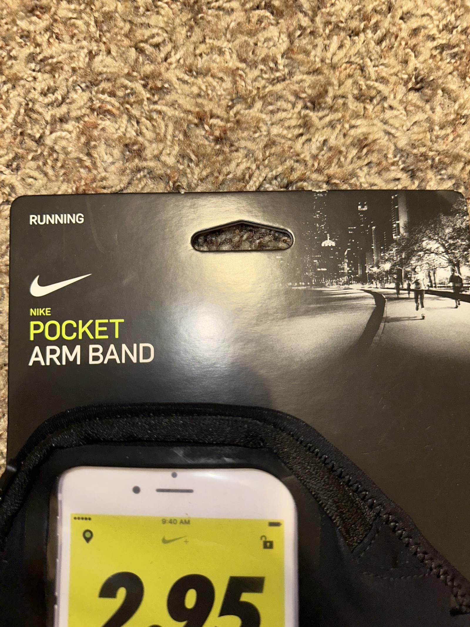 Nike Unisex Nike Running Pocket Arm Band Plus Black | Grailed