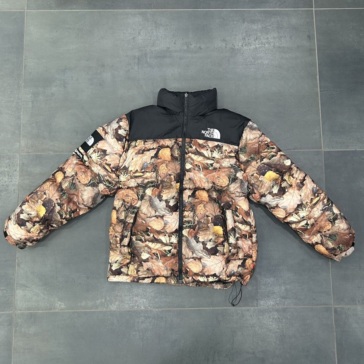 Supreme × The North Face RL4E Supreme The North Face Nuptse Leaves ...