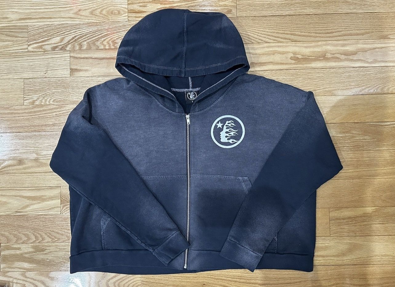 Streetwear Hellstar Vintage Black Essential Zip-Up Hoodie | Grailed
