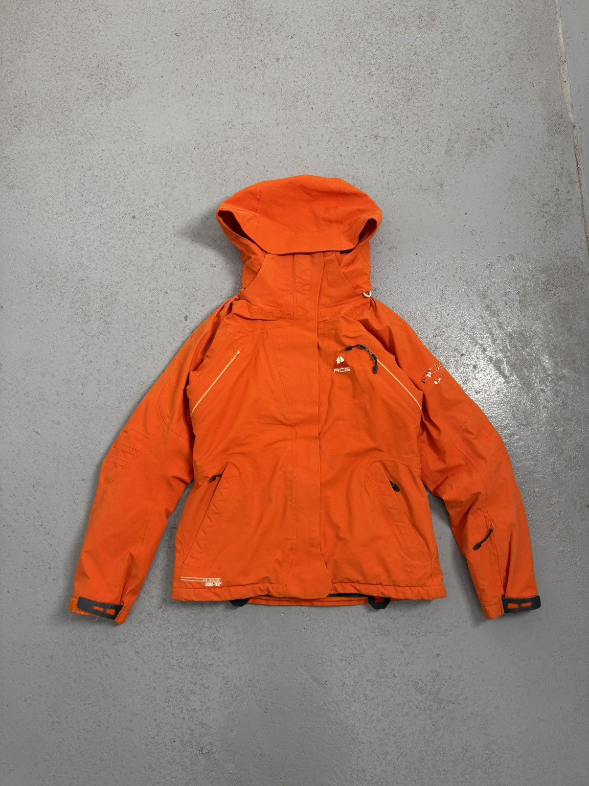 Nike ACG Vintage 00s Nike ACG Gore-tex Ski Technical Jacket | Grailed