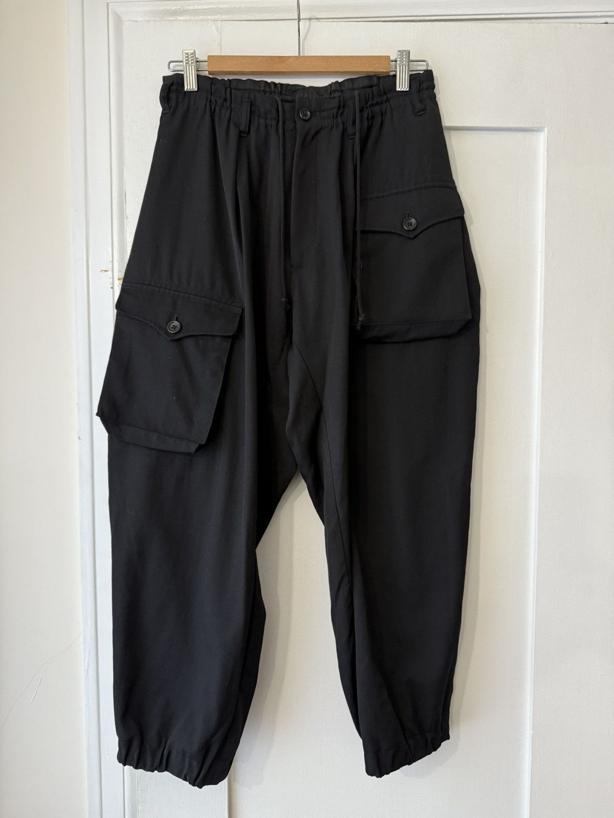Yohji Yamamoto Cropped Balloon Cargo Pants | Grailed