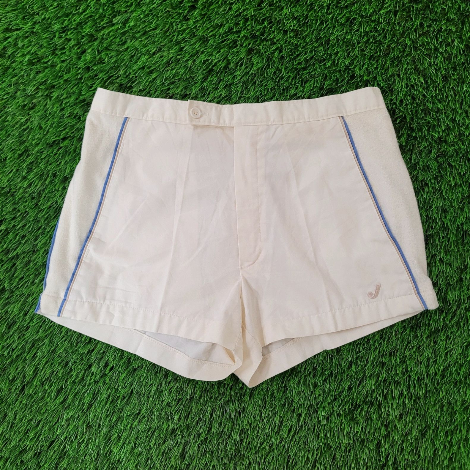 Jantzen Vintage 70s Jantzen Tennis Shorts 31x2.5 Ivory Terry-Cloth ...