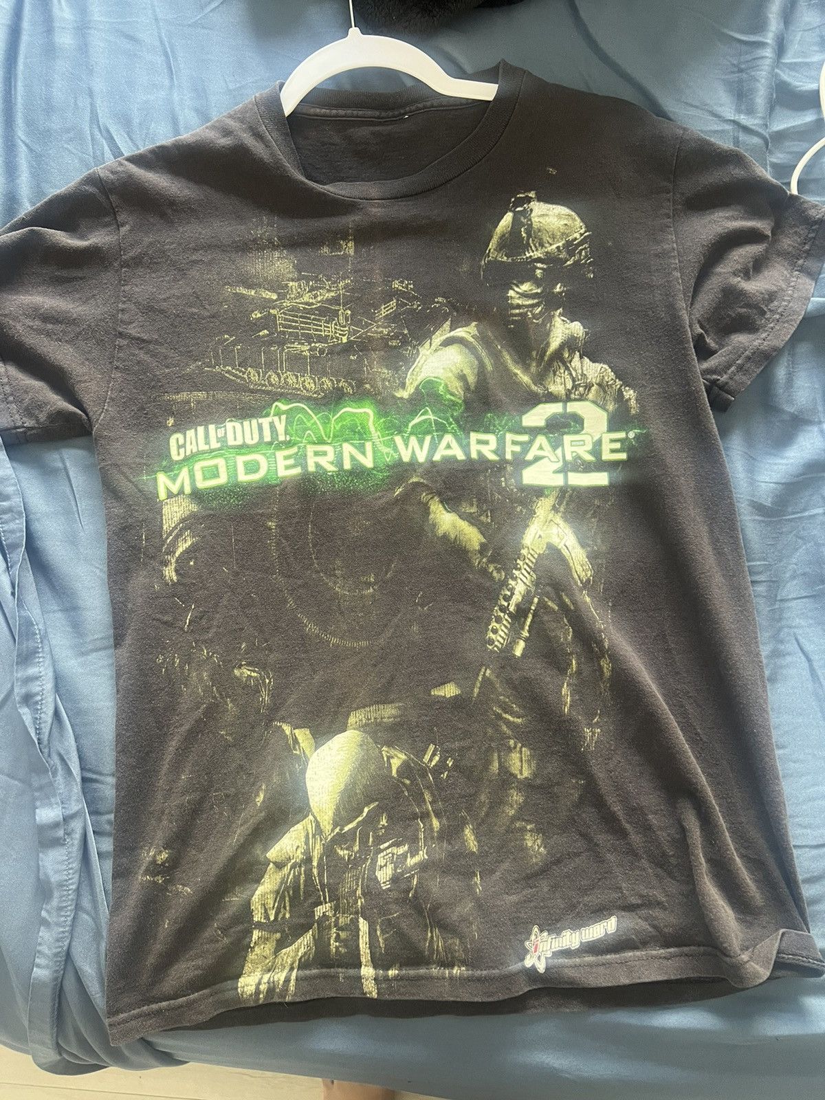 Vintage Vintage Call of Duty Modern Warfare 2 Tee | Grailed