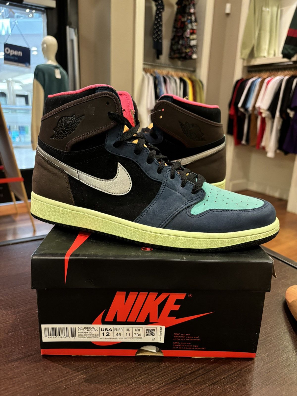 Jordan Brand Jordan retro 1 high OG ‘Tokyo biohack’ | Grailed