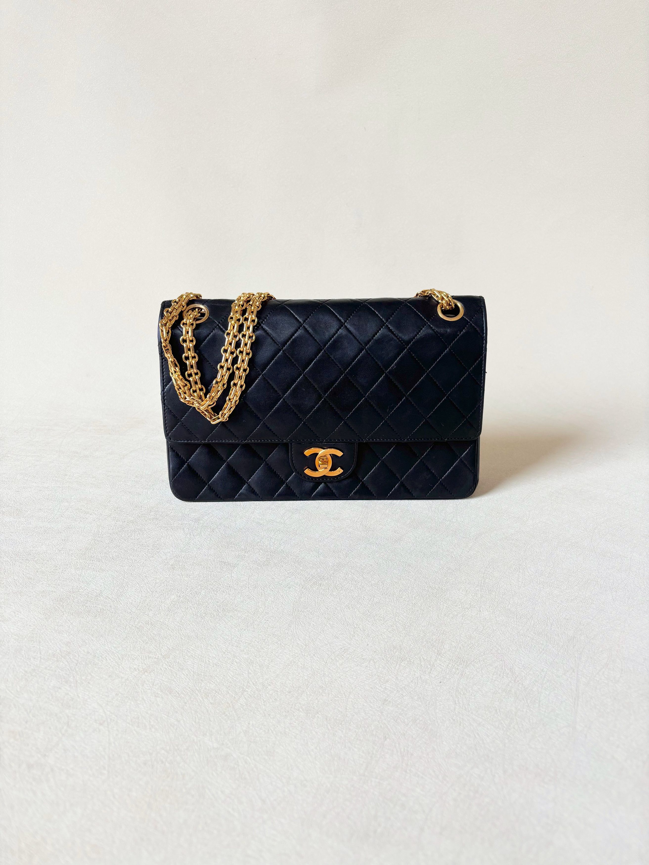 Chanel Sac Timeless Classic 25 | Grailed