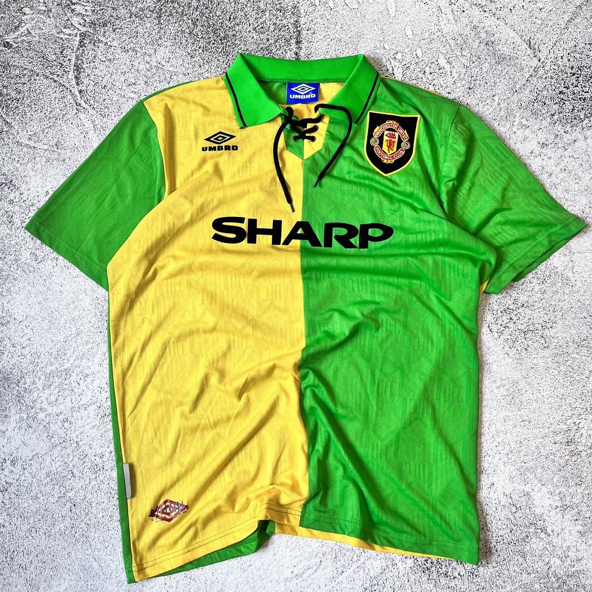 Umbro Vintage Umbro Manchester United Sharp Soccer Jersey | Grailed