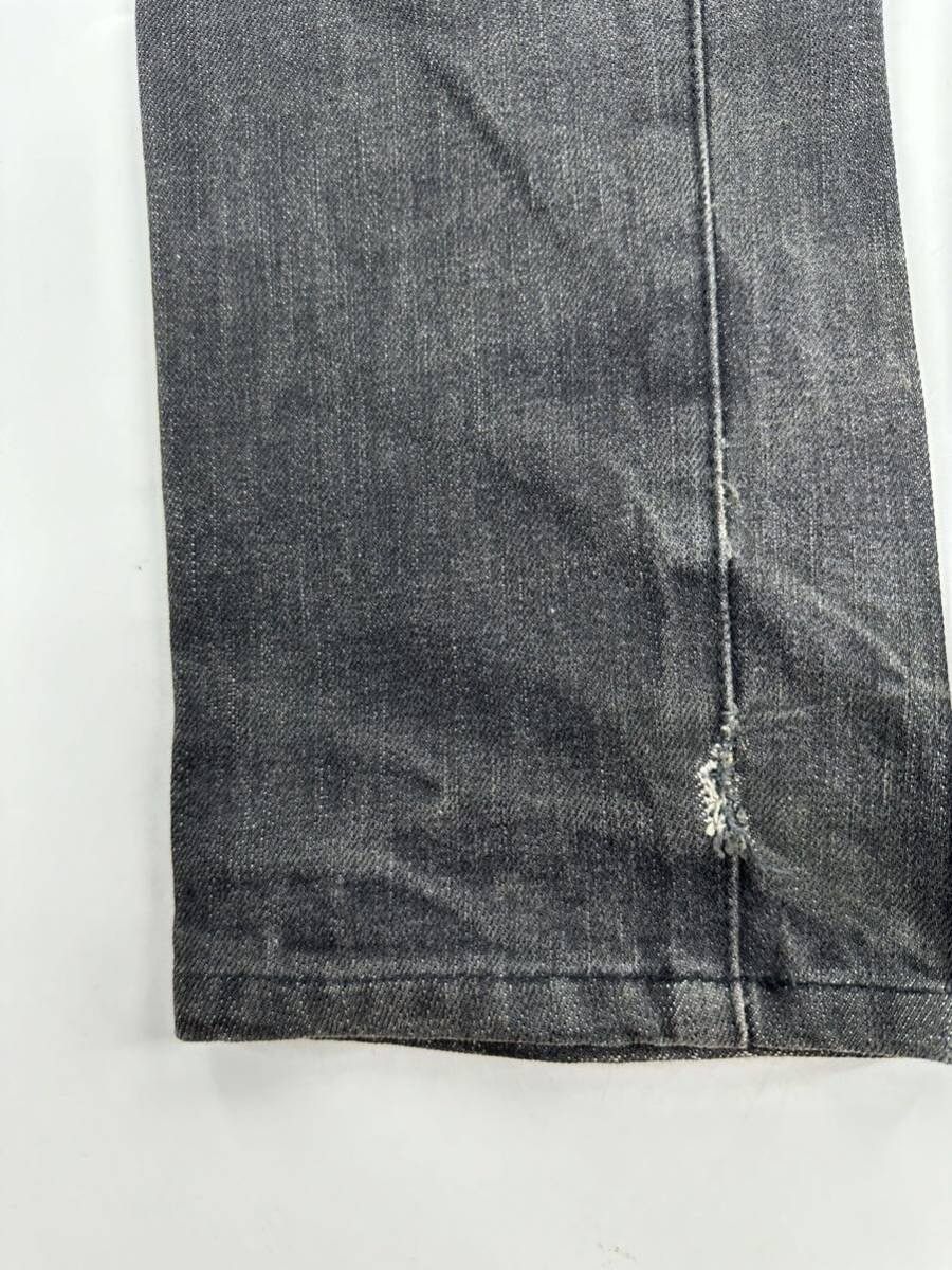 Dior × Hedi Slimane Dior Homme Fall Winter 2004 VOTC jeans Hedi Slimane ...