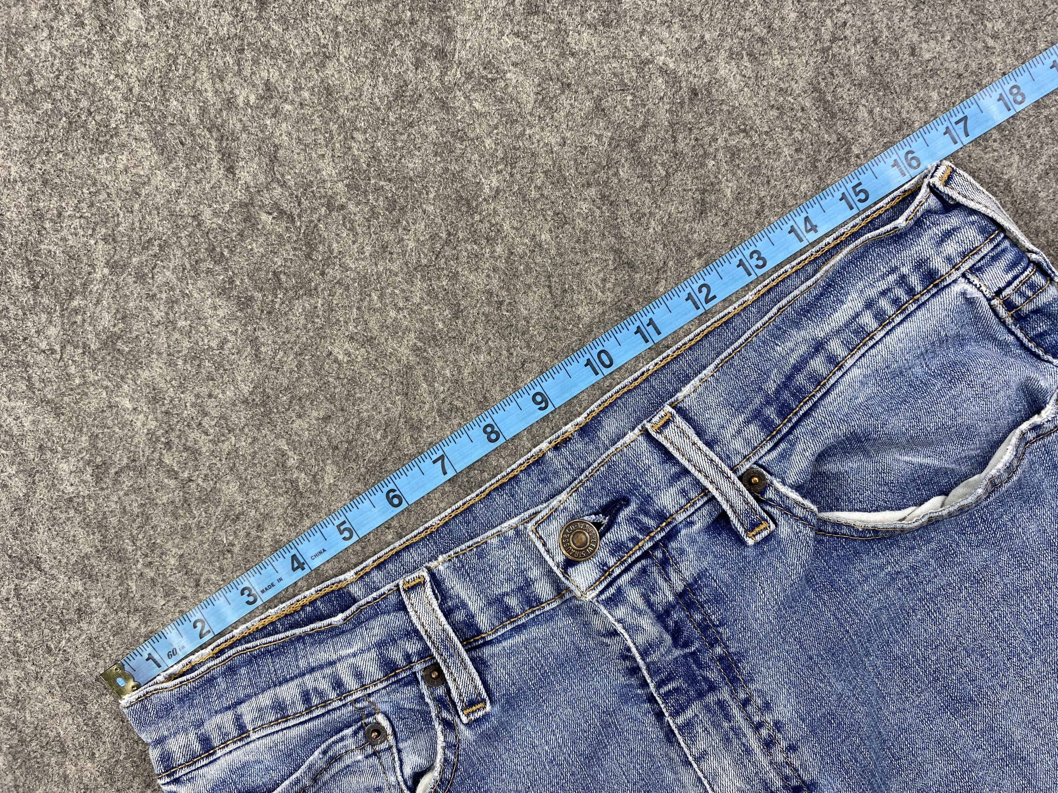 Japanese Brand Levi's 514 Light Wash Relaxed Fit Denim Jeans - Size ...