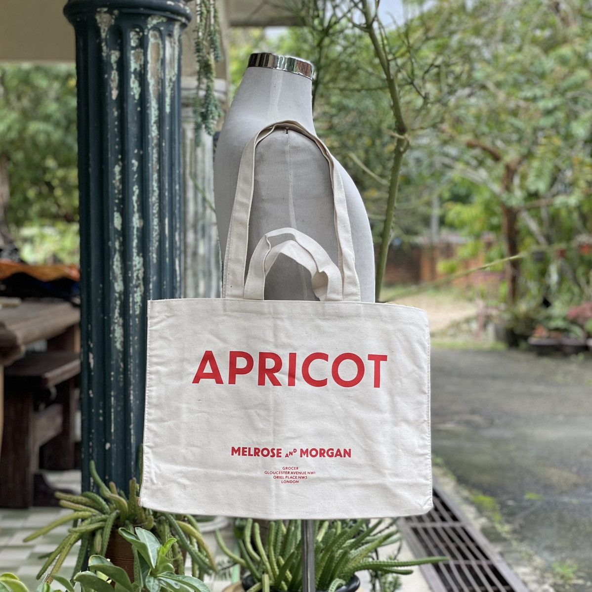 Canvas × Melrose Melrose and Morgan Apricot Oversized Canvas Tote Bag ...