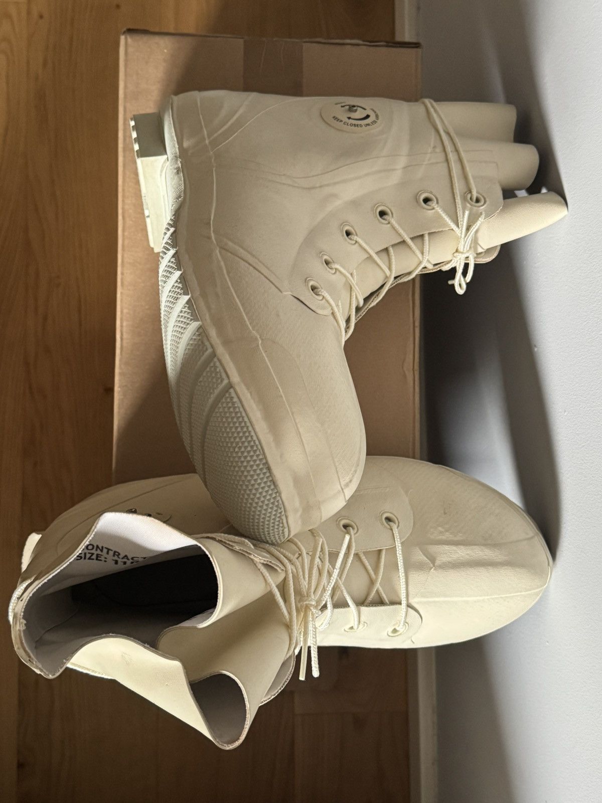 Bata USA SNOW BUNNY BOOTS | Grailed