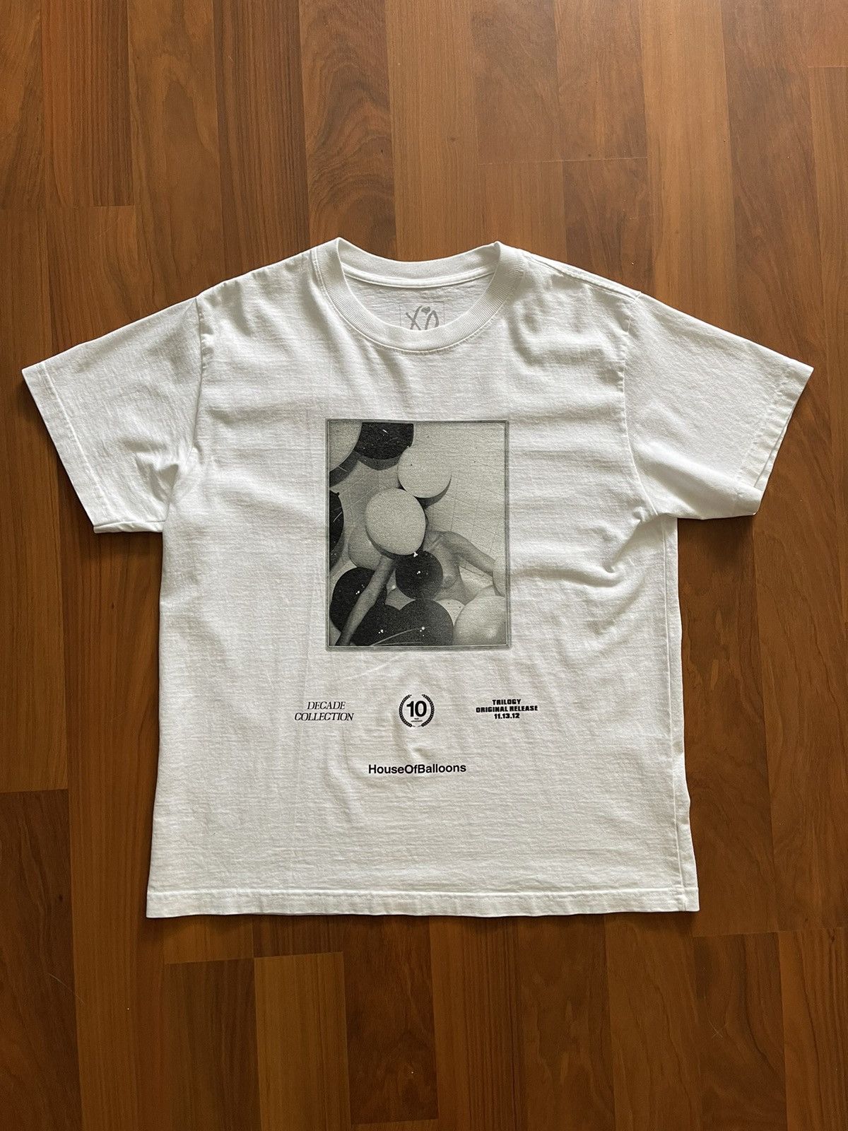 The Weeknd The Weeknd House of Balloons 10 year Anniversary T-Shirt ...