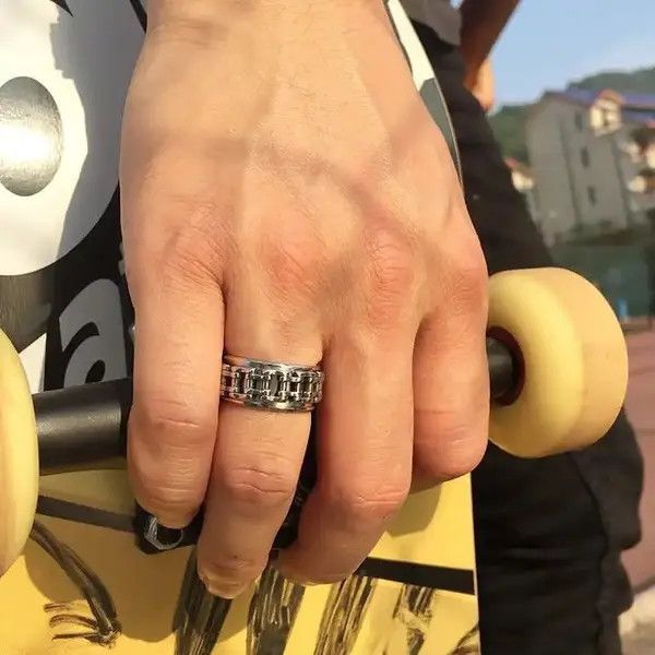 Silver × Streetwear × Vintage Mens Spinner Center Curb Chain Rings ...