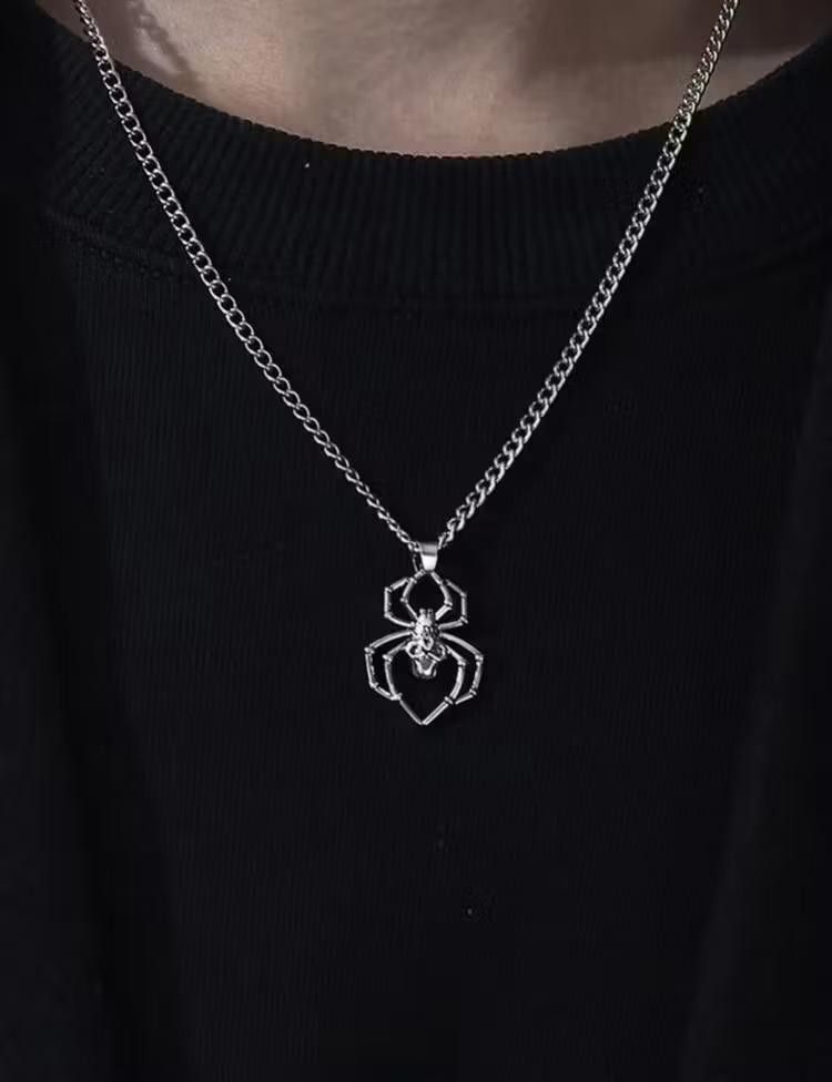 Jewelry × Streetwear Silver chain with spider and skull | Grailed