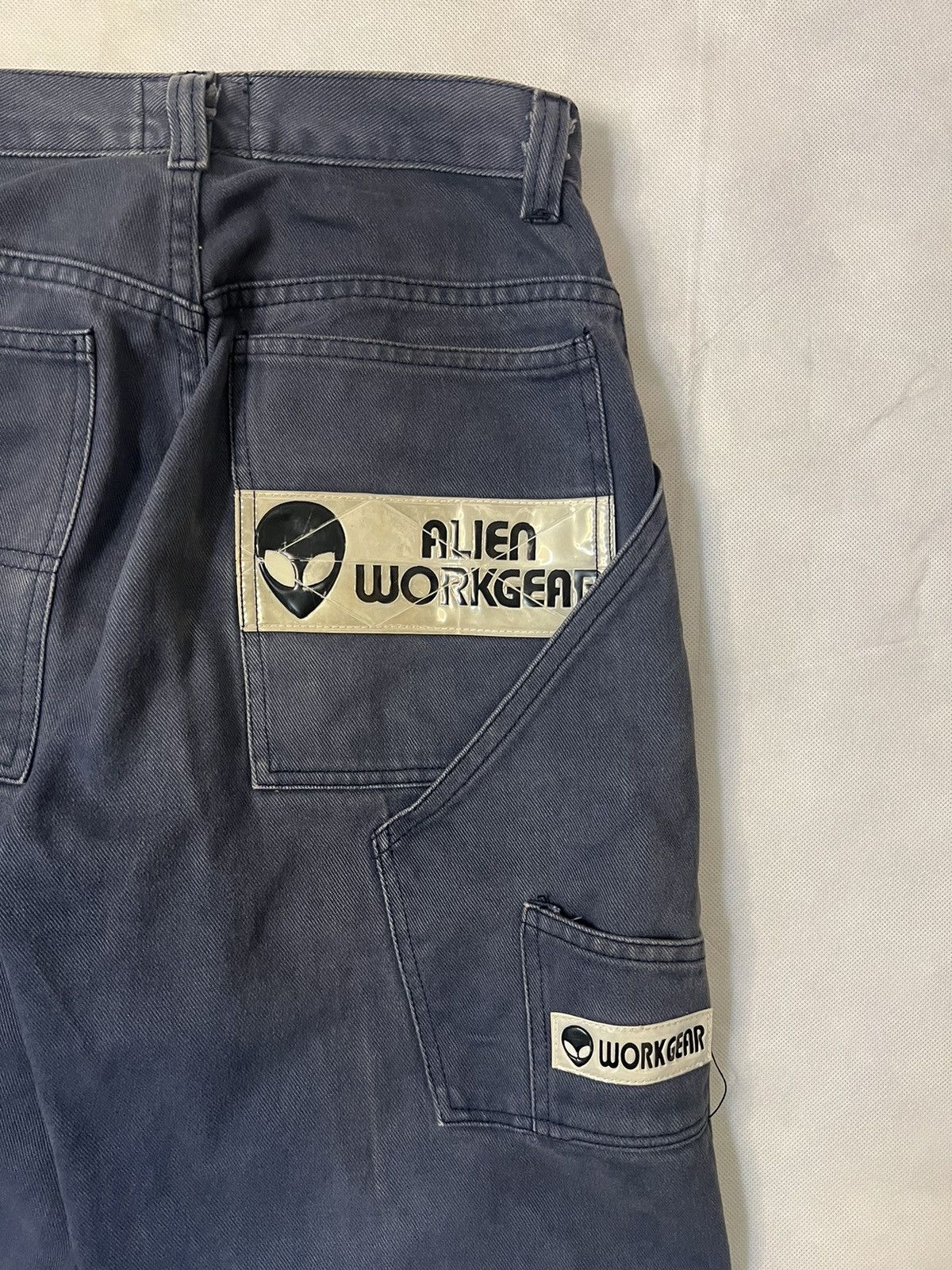 Vintage Vintage Alien Workshop Workgear Reflective Patch Baggy Jeans ...