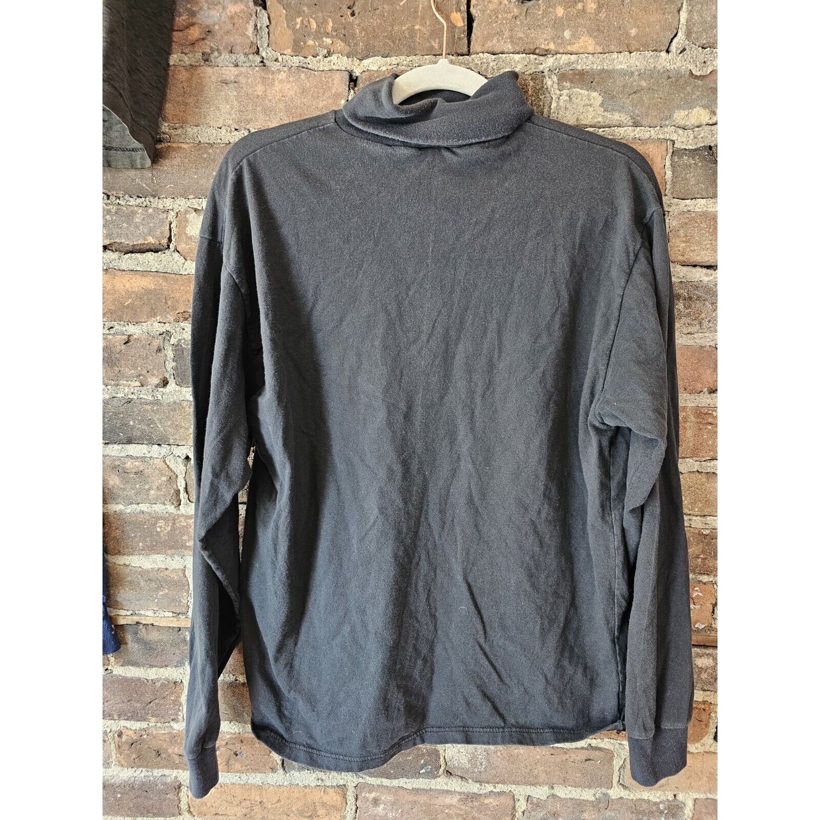 Cadillac Official Cadillac Black Long Sleeve Turtle Neck Shirt Medium ...