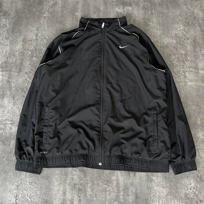Nike Crazy Vintage Y2K Baggy Nike Essential Windbreaker Jacket | Grailed