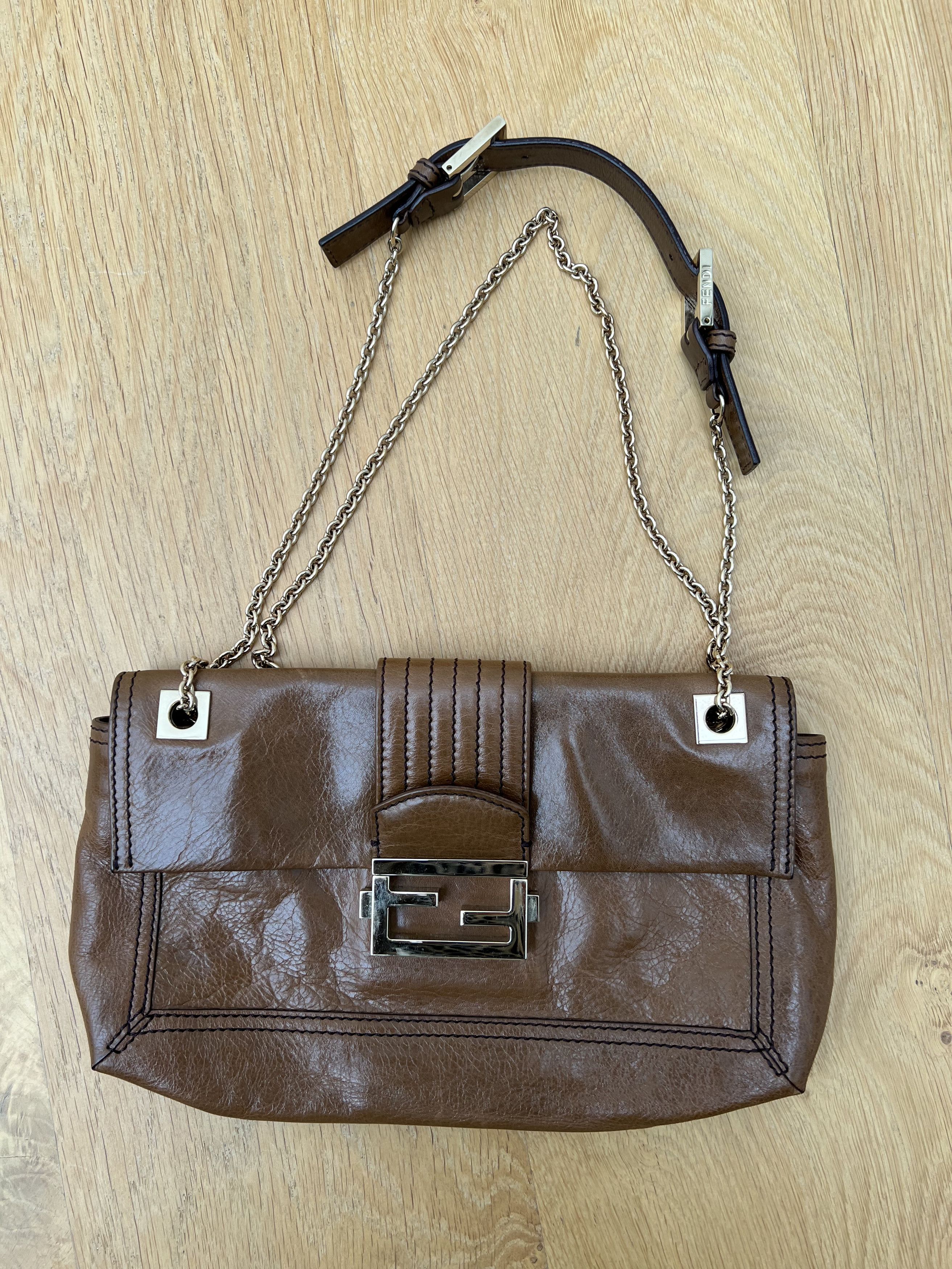 Fendi FENDI vintage brown leather chain bag | Grailed