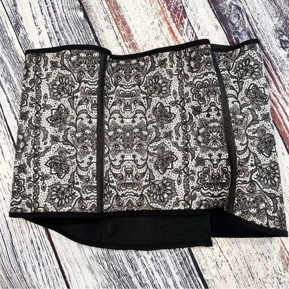 Other Squeeze Me Skinny Lace Print Waist Trainer Corset Grailed