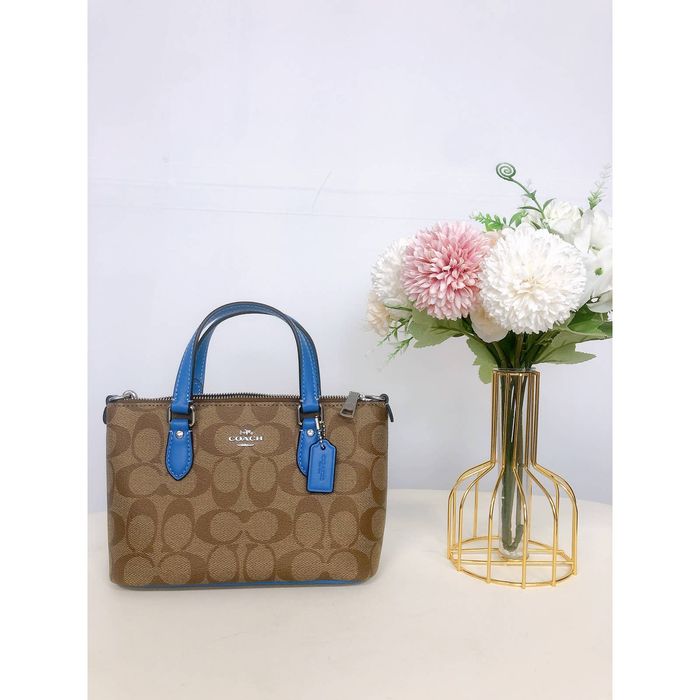 Coach Coach CH468 Mini Gallery Crossbody In Signature Canvas | Grailed