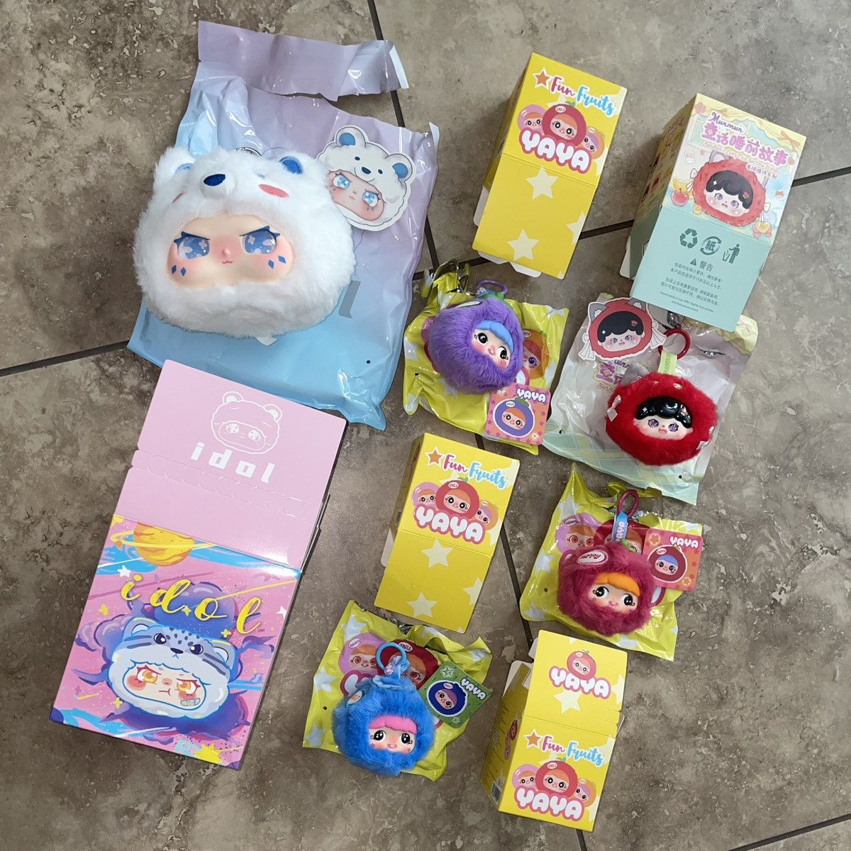 Other Confirmed Blind Boxes - idol, (3) YAYA, Munmun | Grailed