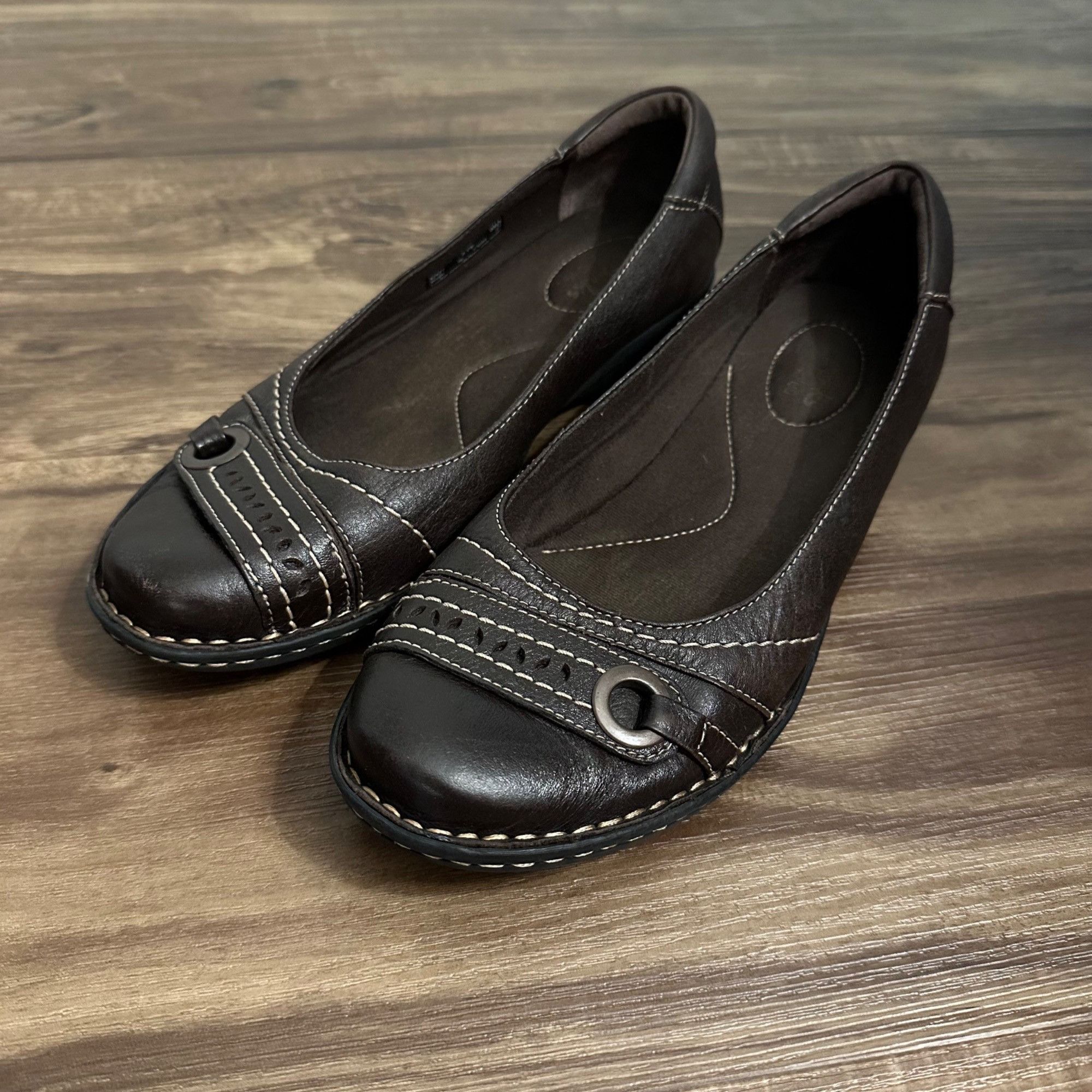 Clarks Clarks Bendables ballet flats Brown Style 62827 Sz 8.5W | Grailed