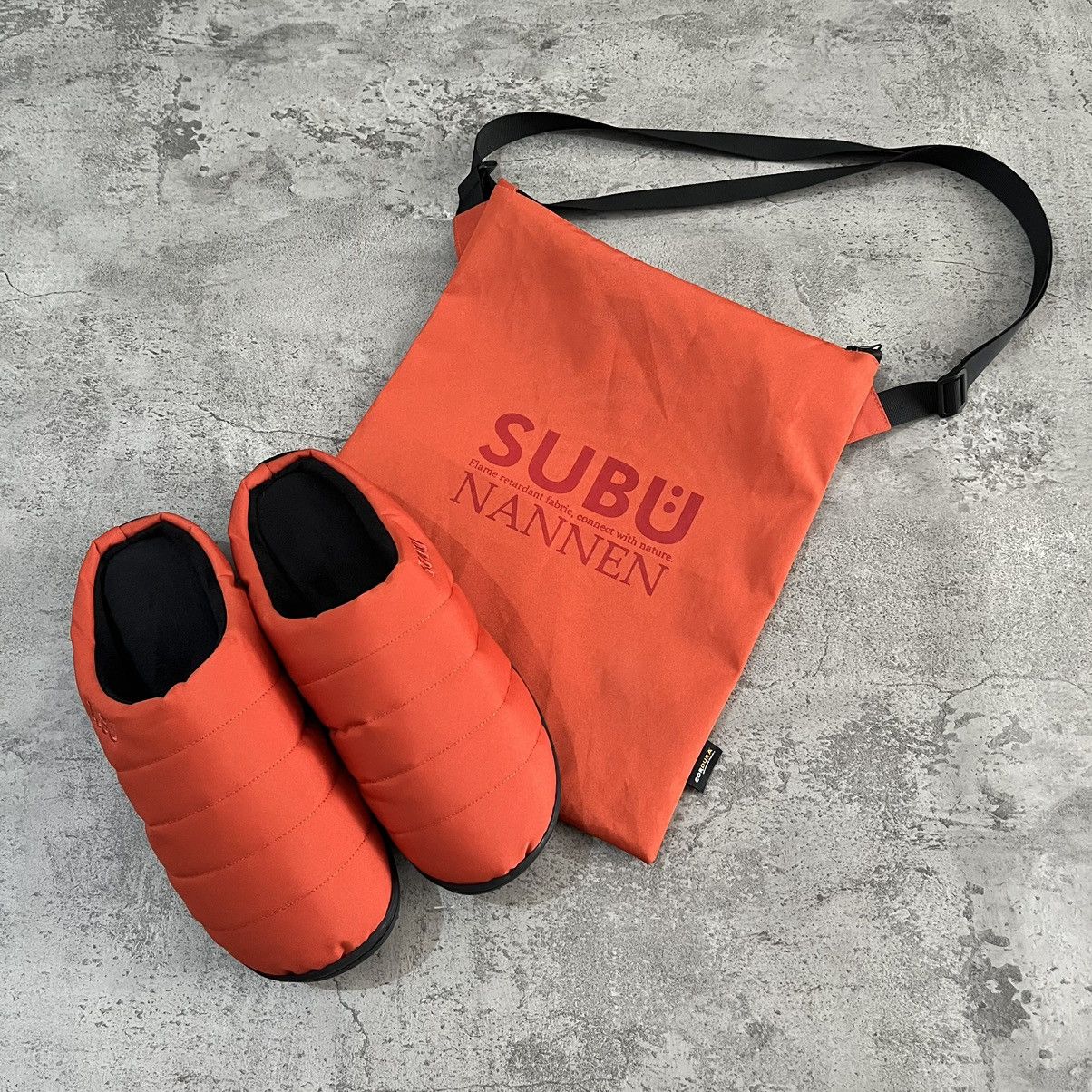 SUBU SUBU Nannen Slippers - Orange | Grailed