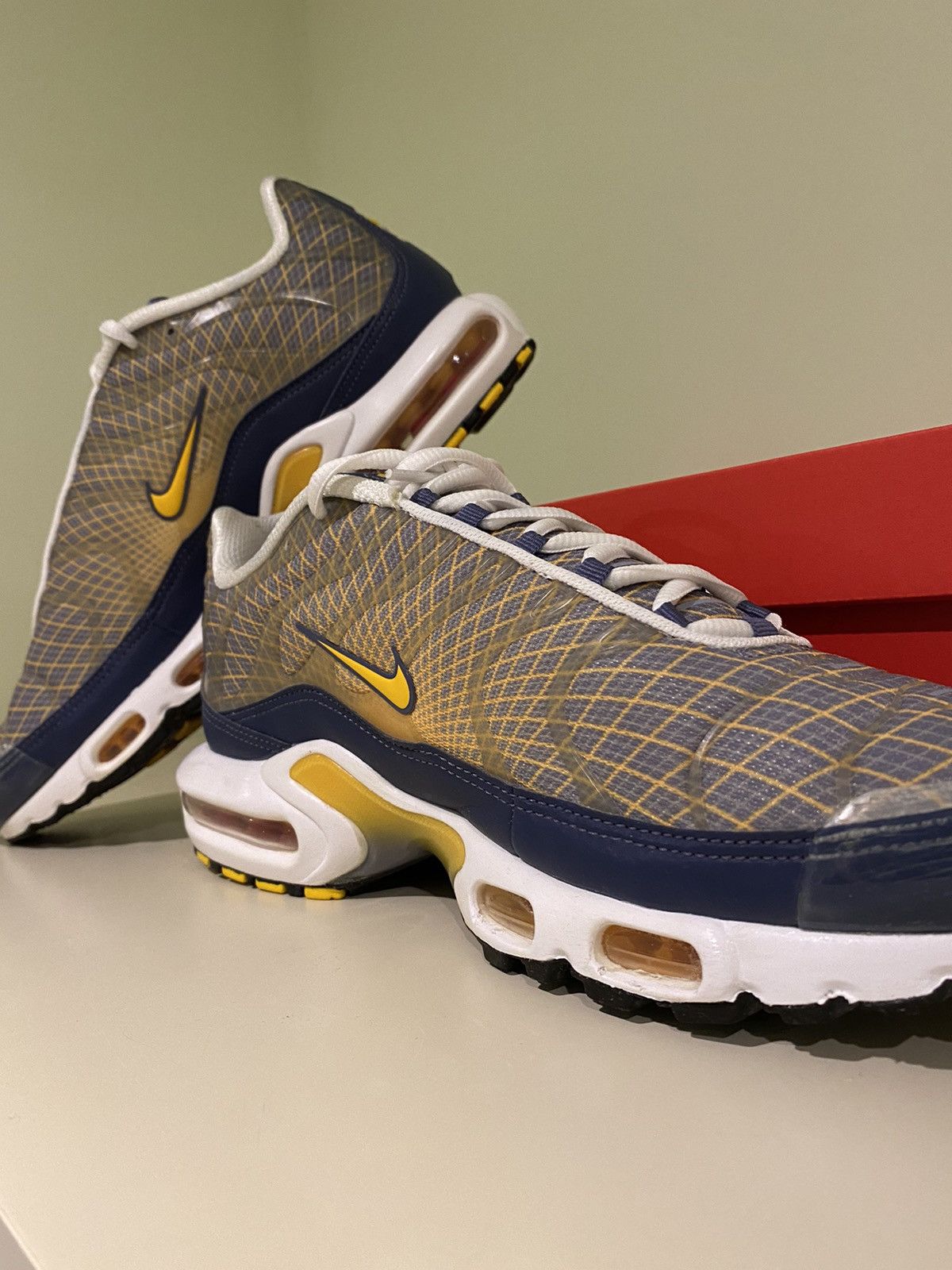 Nike Nike Air Max Plus Wave Grid Yellow | Grailed