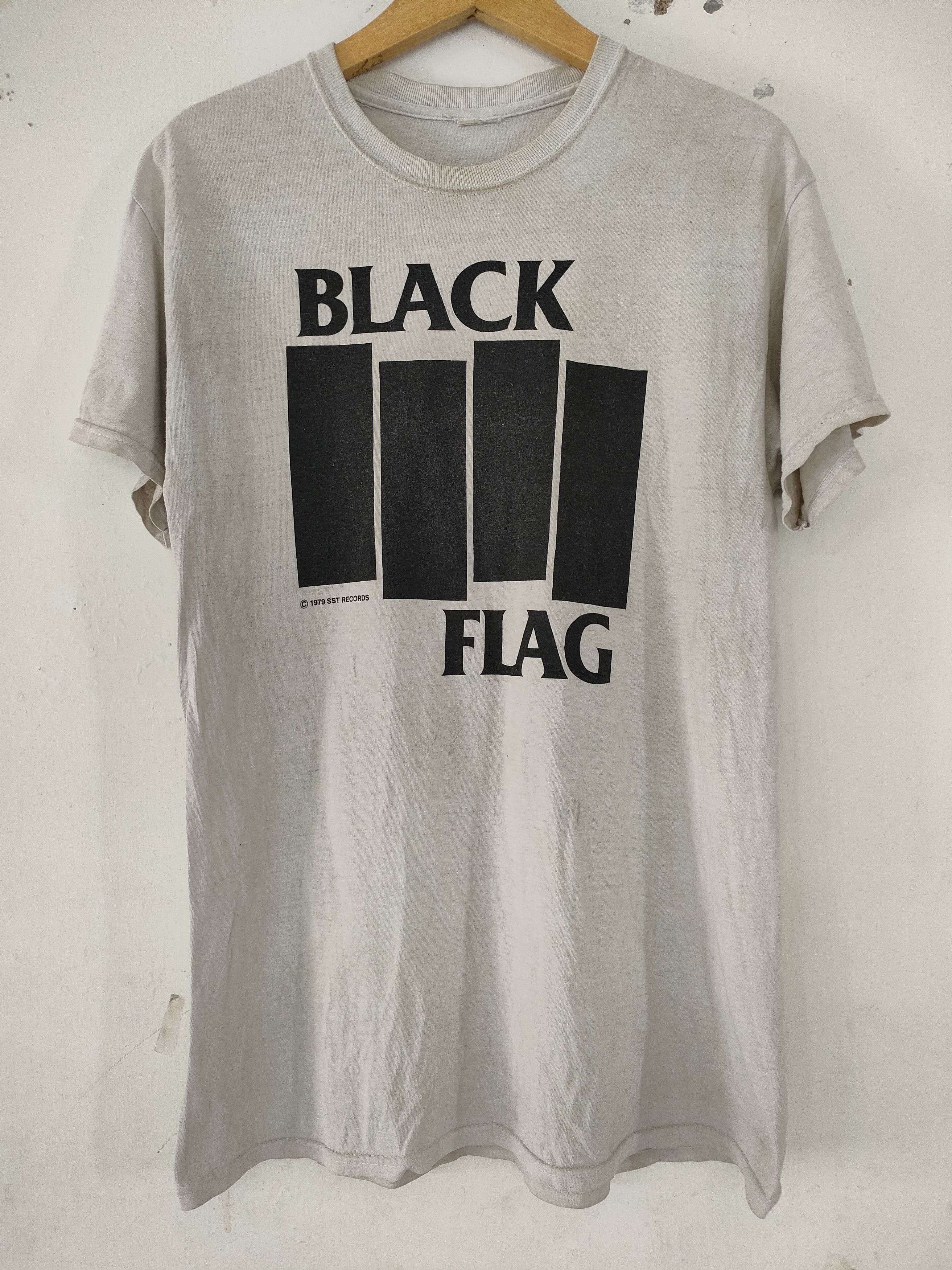 Band Tees × Black Flag × Vintage VINTAGE BLACK FLAG SST RECORD | Grailed