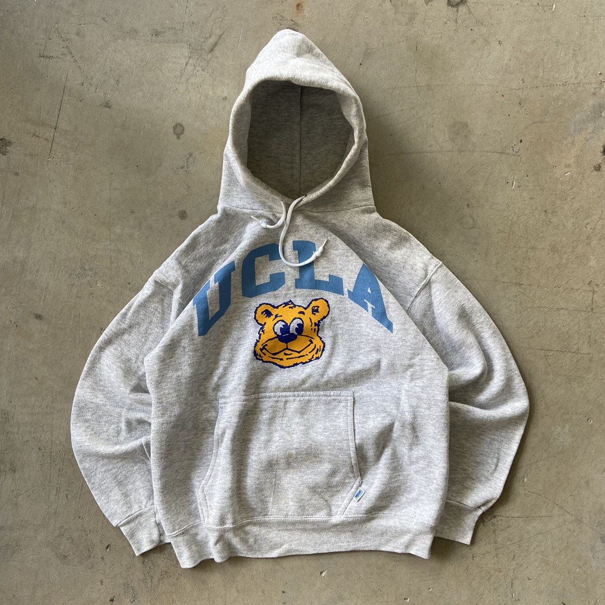 Made In Usa × Streetwear × Vintage Vintage 90s ucla bear hoodie | Grailed