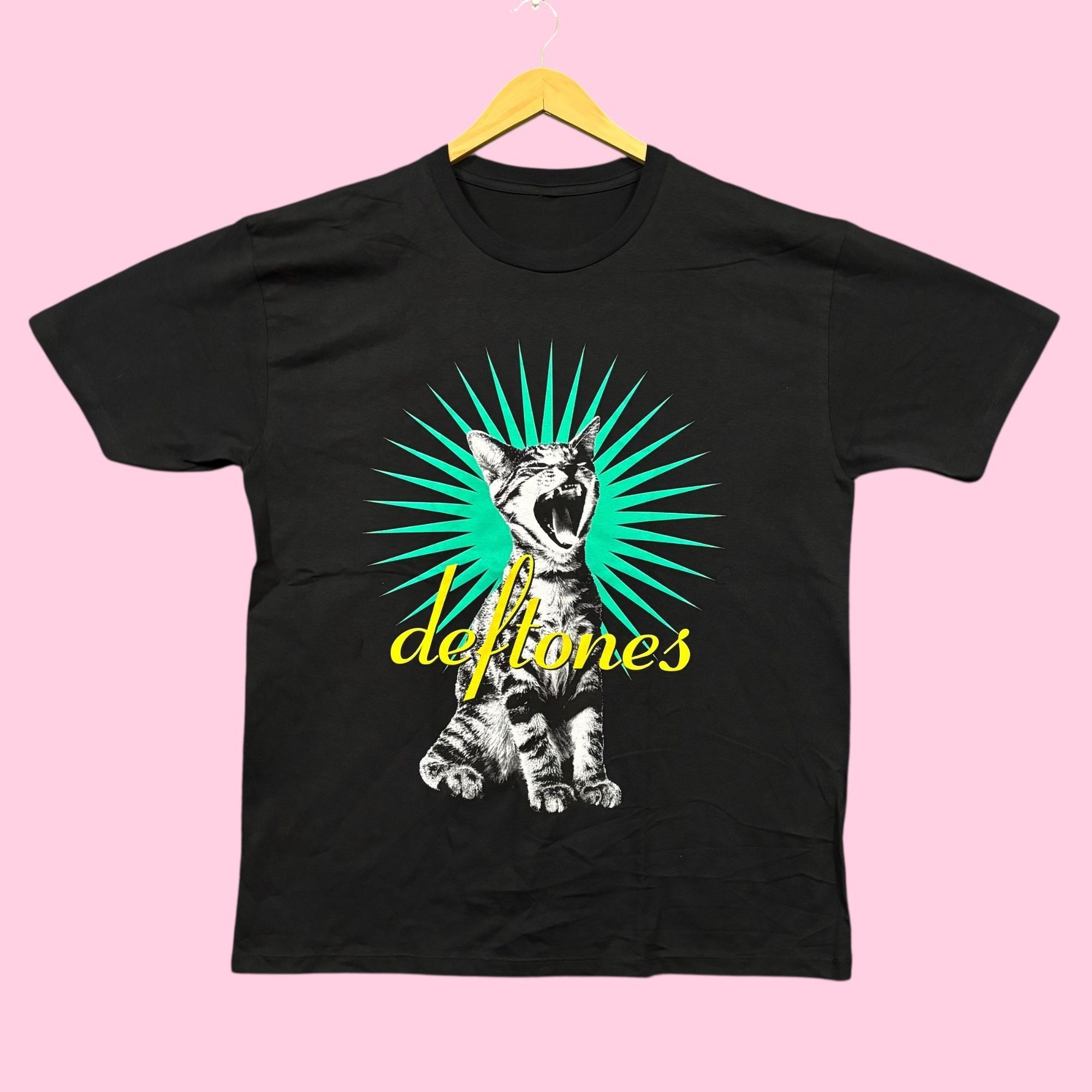 Band Tees Deftones (Like) Linus Album Nu Metal Band Tee L | Grailed