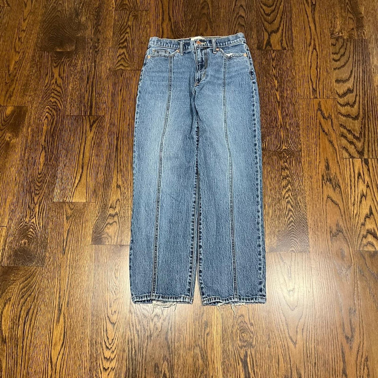 Vintage vintage 2000s baggy wide leg faded stonewash jeans | Grailed