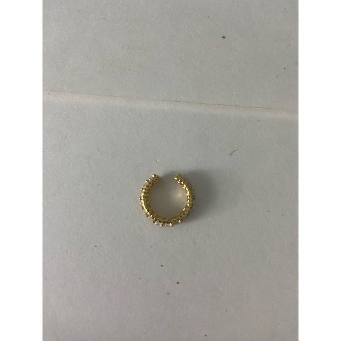 Generic Pretty gold tone ear cuff with rhinestone | Grailed