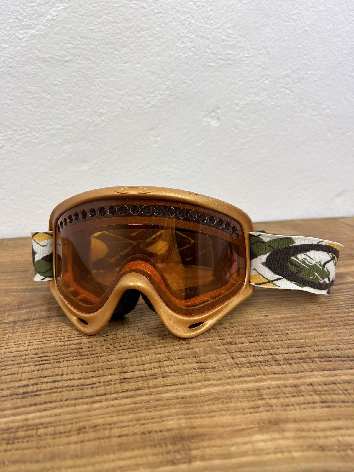 Oakley × Vintage Vintage Oakley Camo Ski Goggles Glasses In Khaki | Grailed