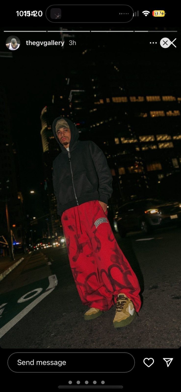 Designer × Streetwear × The GV Gallery Gv gallery red graffiti sweats ...