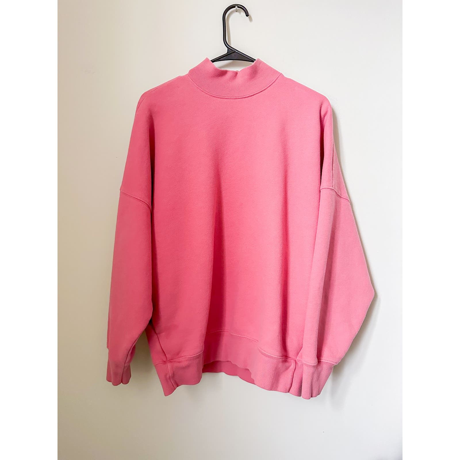 Aritzia Aritzia TNA Pink Mock Neck Crew, Size "2" | Grailed
