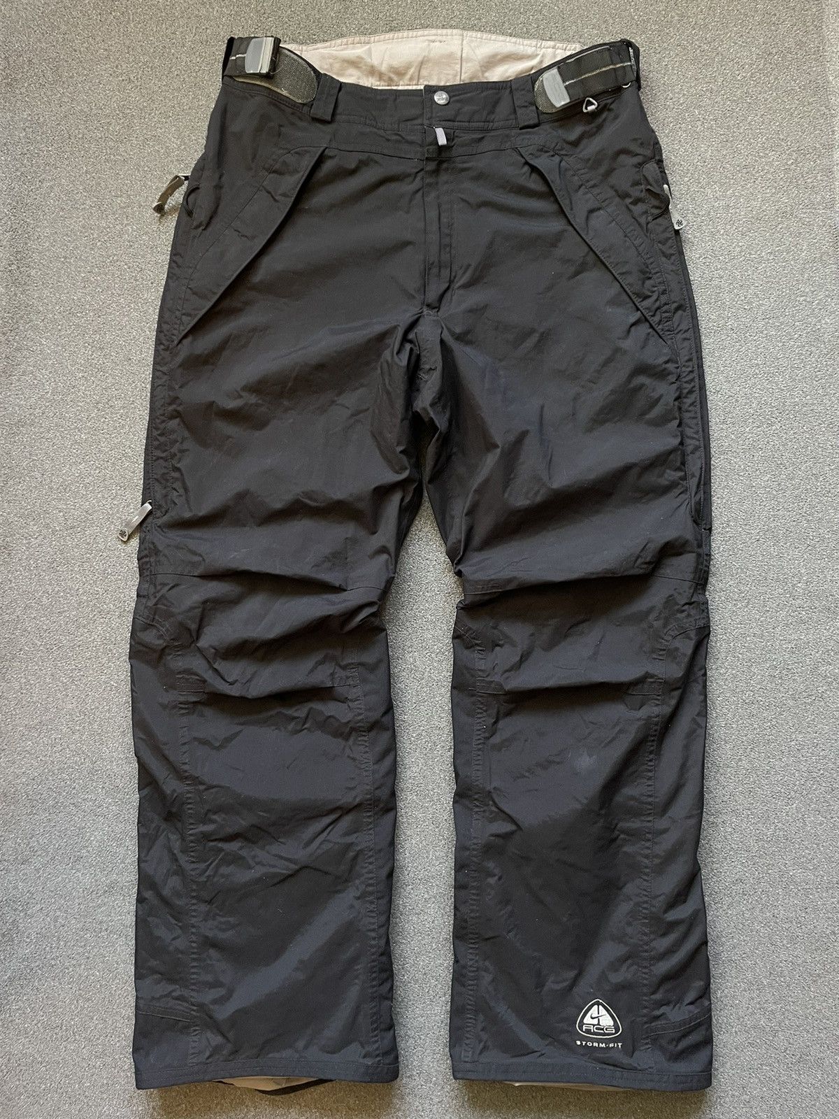 Outdoor Life Nike ACG ski pants, trekking black storm-fit | Grailed