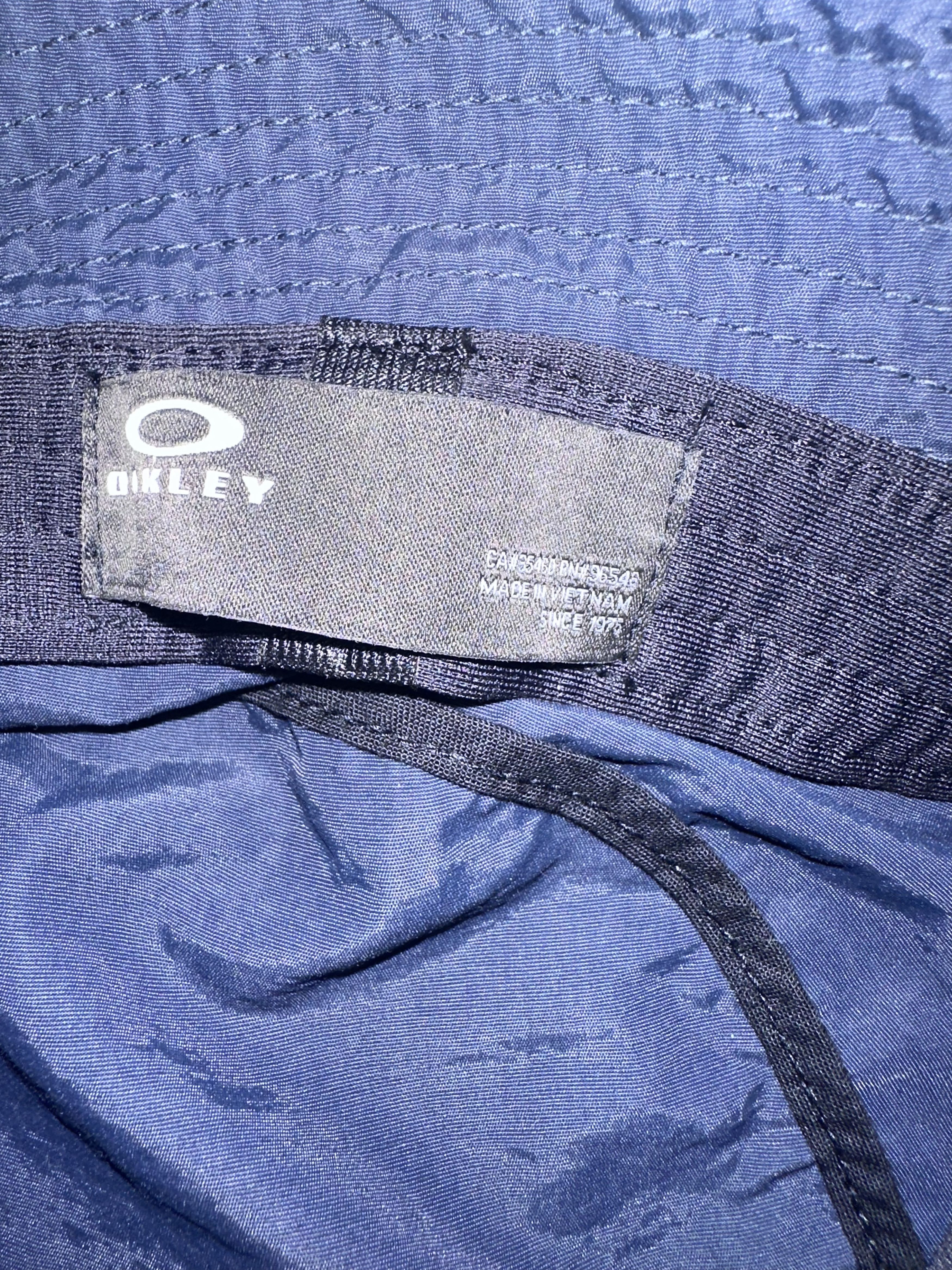 Oakley Oakley Graphic Bucket Hat | Grailed