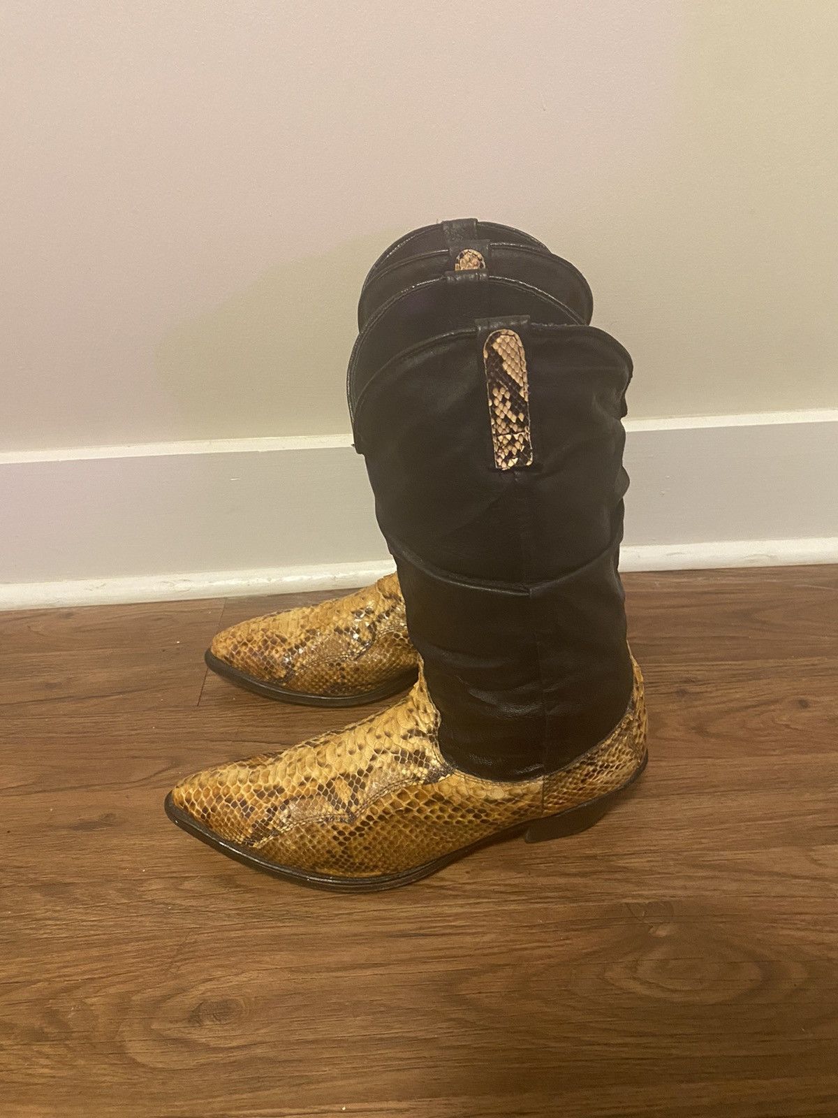 Vintage VINTAGE MEN'S EXOTIC PYTHON WESTERN BOOTS | Grailed