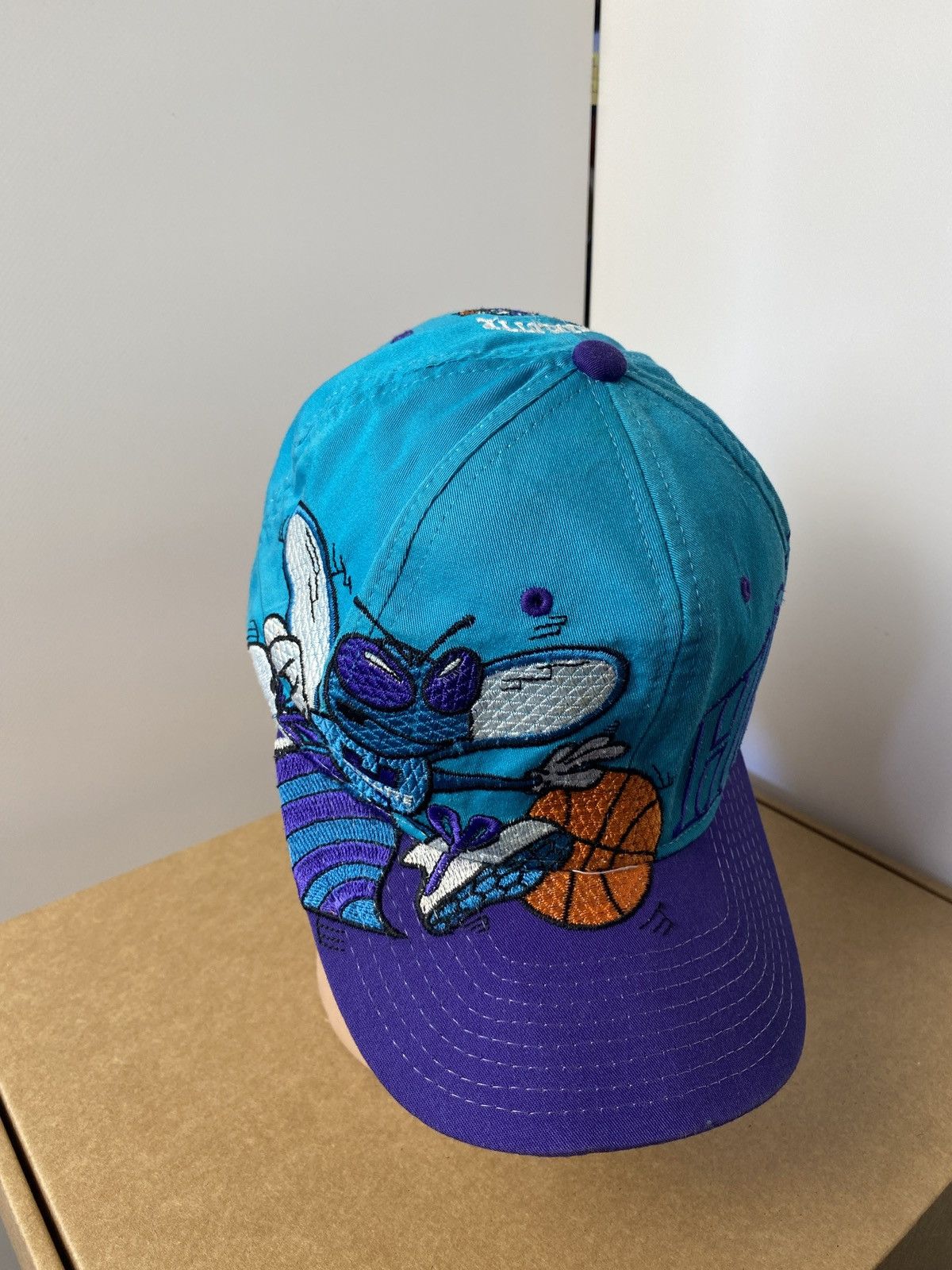 Vintage Basketball Charlotte Hornets Starter cap big logo fly | Grailed