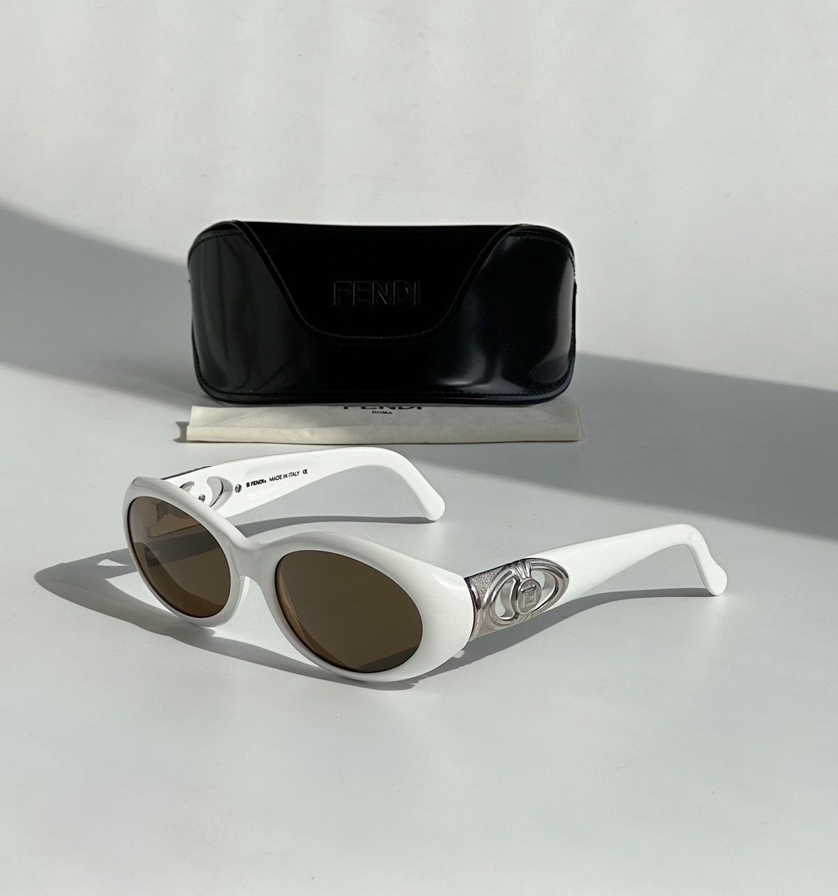 Fendi × Streetwear × Vintage FENDI Logo Oval Sunglasses SL7526 y2k ...