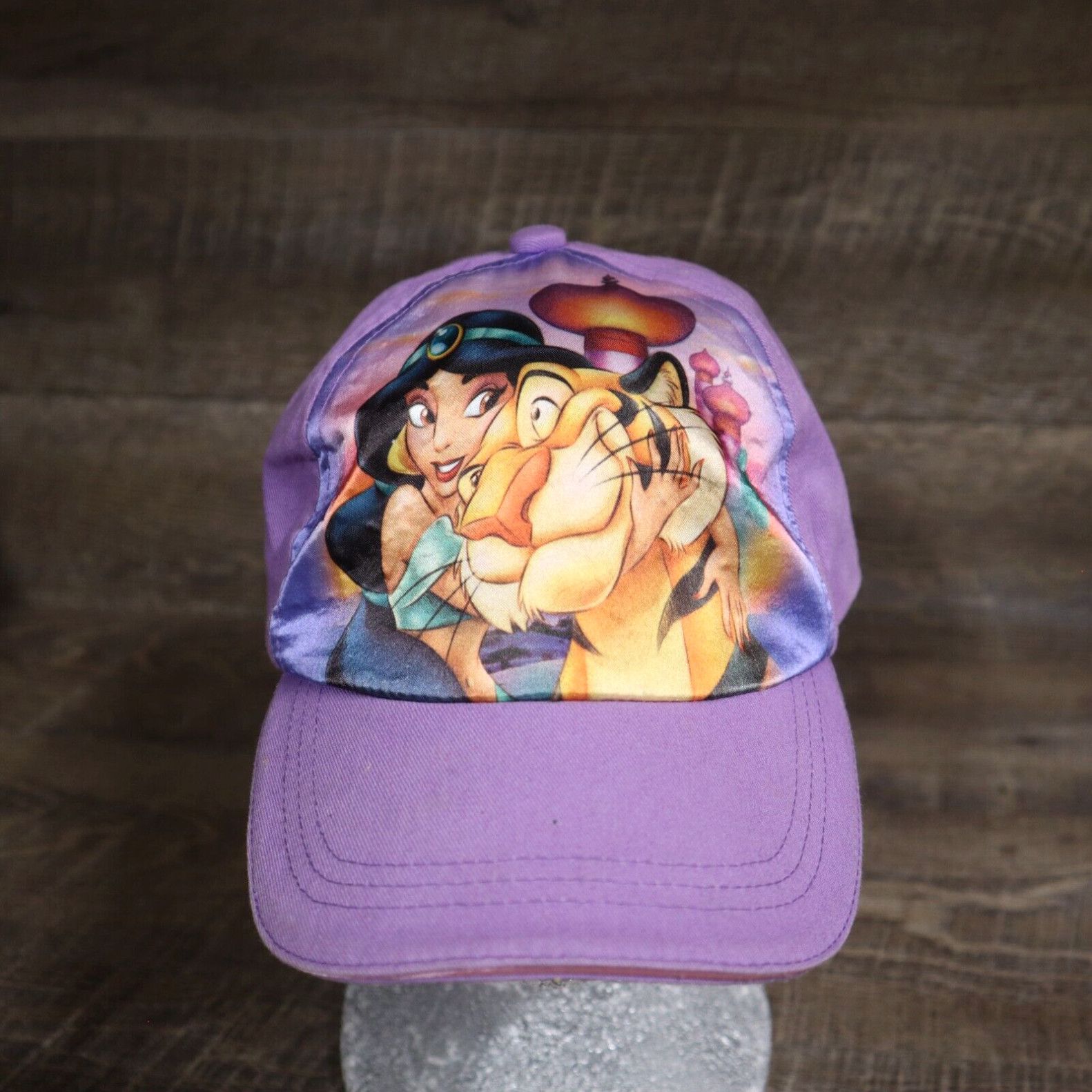Disney Authentic Disney Princess Aladdin Jasmine Rajah Graphic Baseball ...