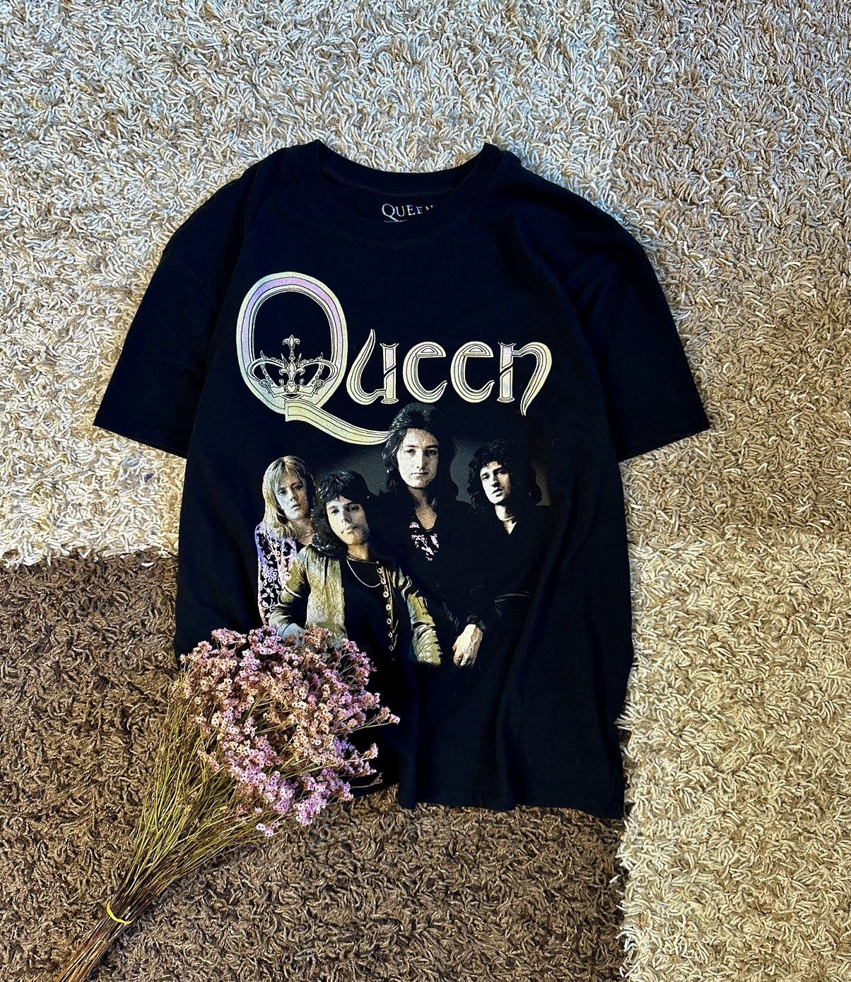 Rock Band Queen Official Merch 2022 T-shirts Tee Big Logo | Grailed