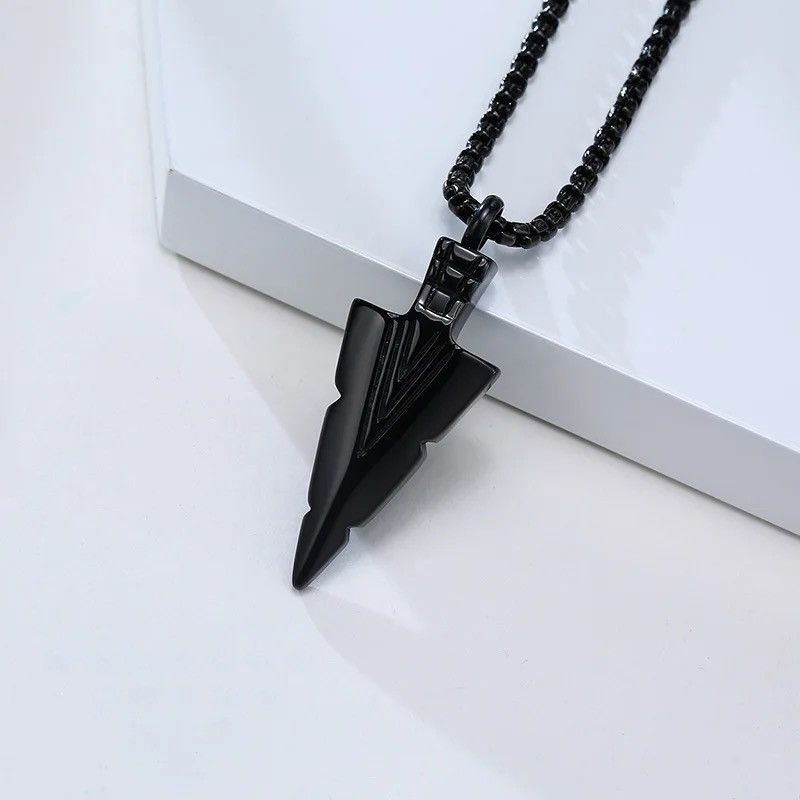 Cuban Link Chain Kunai Pendant Necklace | Grailed