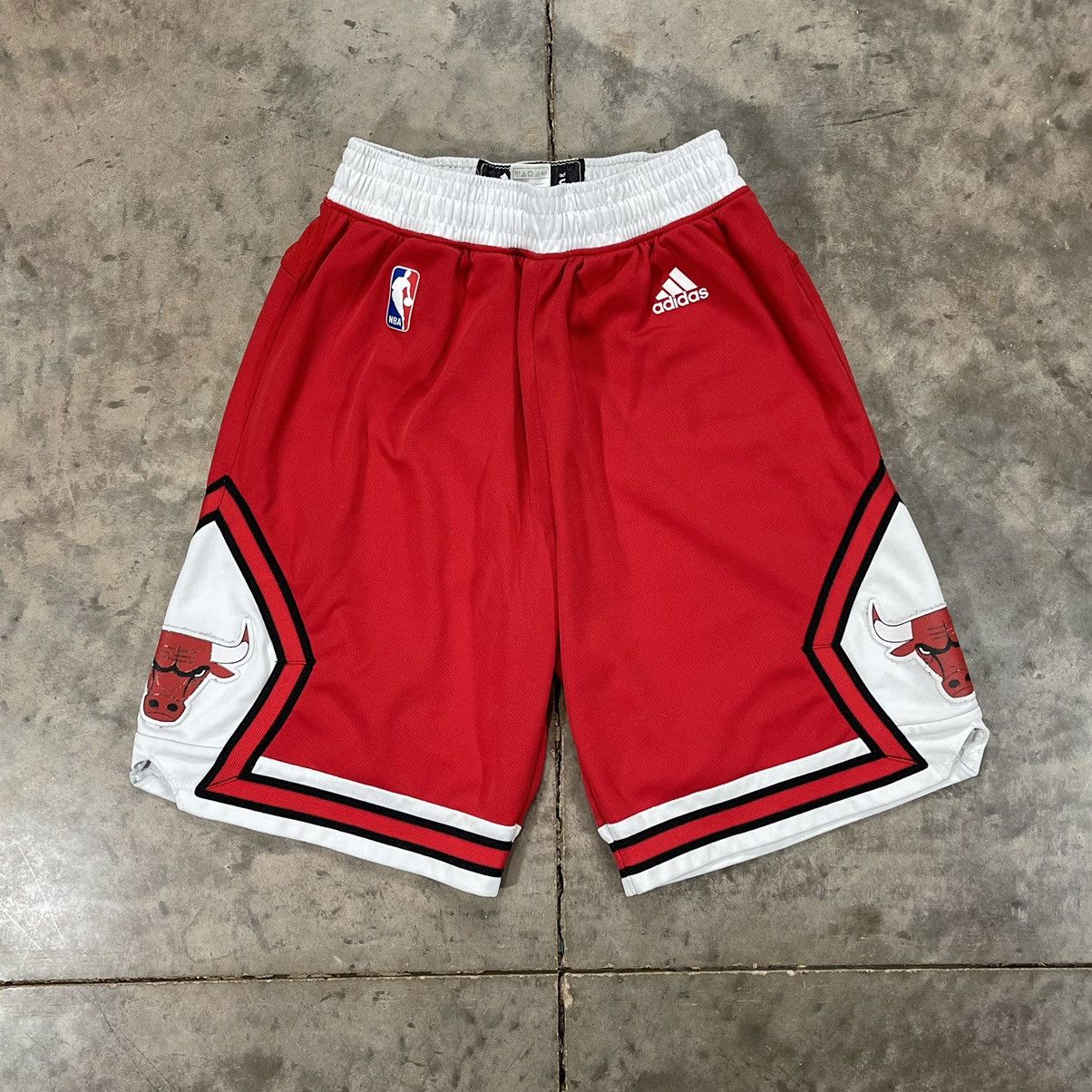 Adidas × NBA × Vintage Vintage Adidas Chicago Bulls Shorts Game Style ...